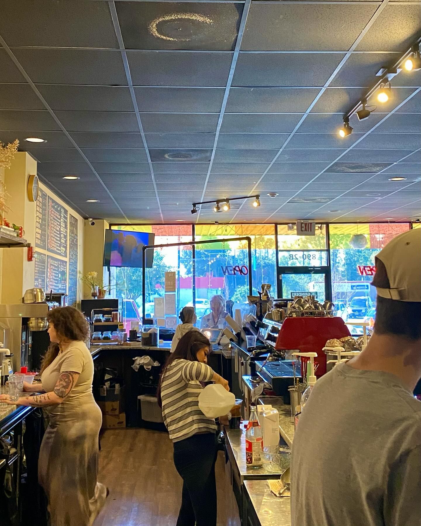 Coffee Shop | Grinders Caffè | Wilmington, NC