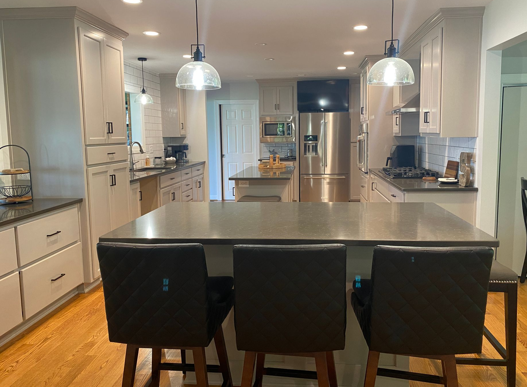 Understanding Countertop Thickness: Why 3cm is the Granite Standard and ...