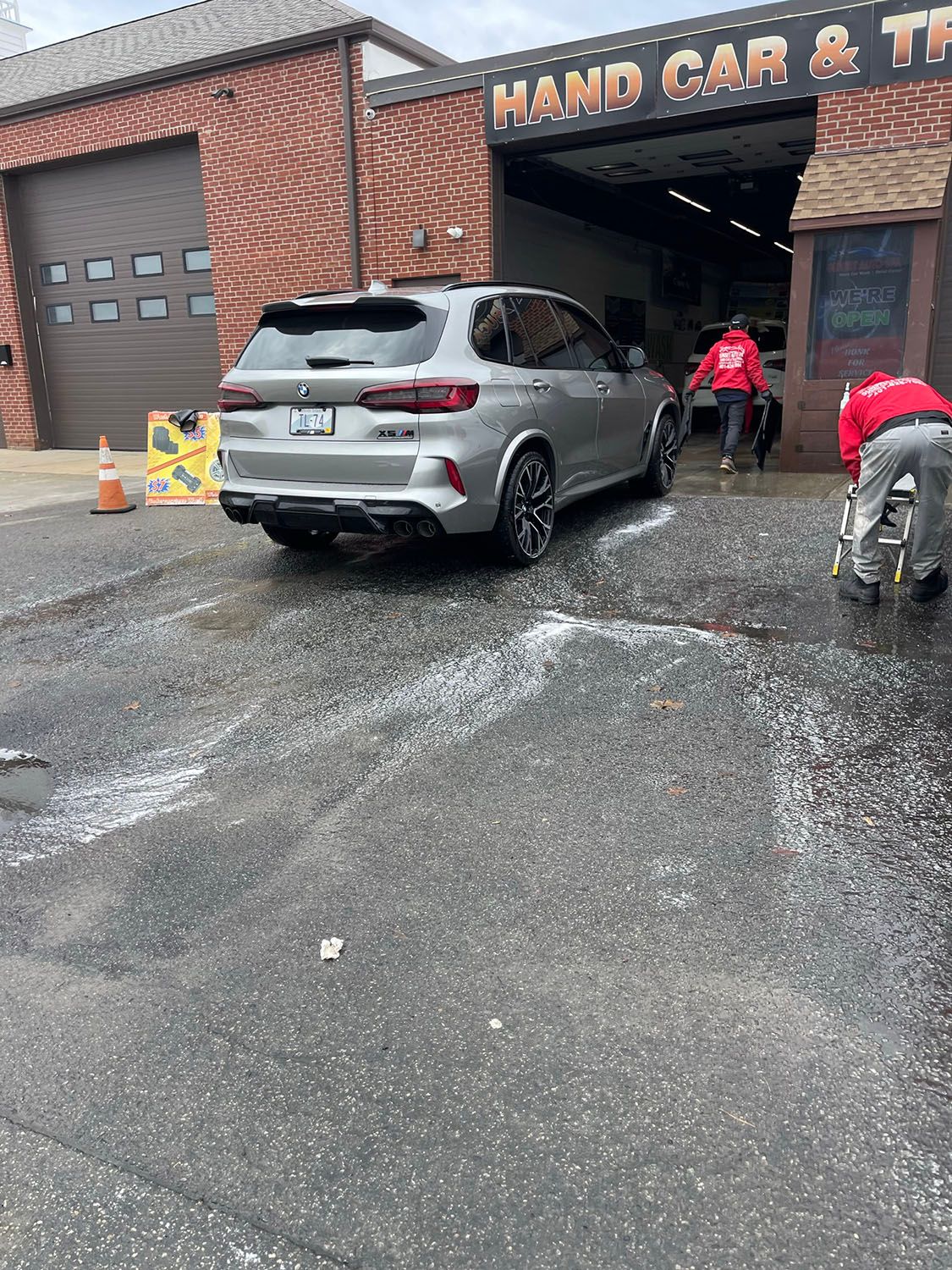 Hand Car Wash & Detailing | East Providence, RI