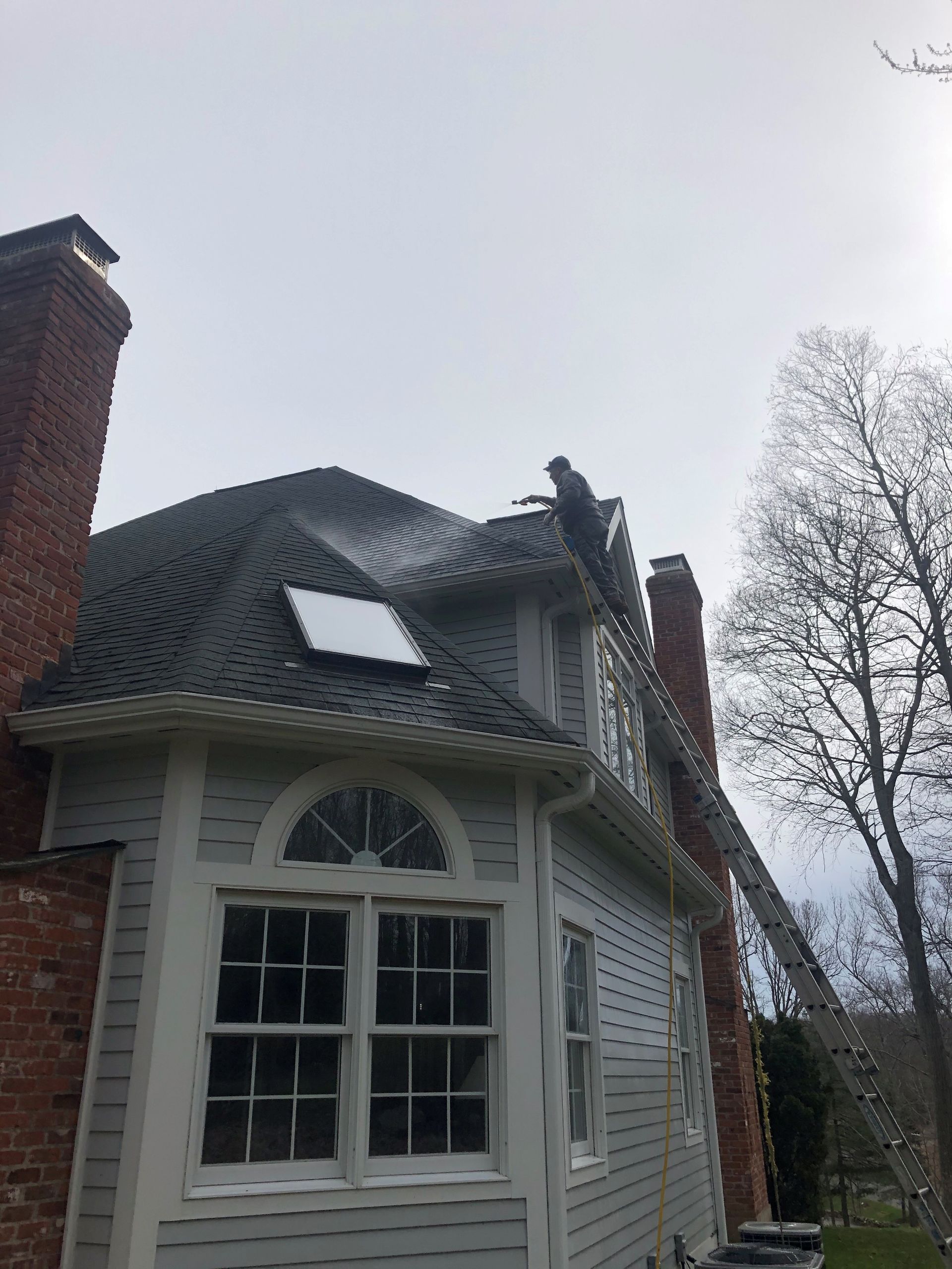 Gallery | Henry's Roofing Co. Inc.