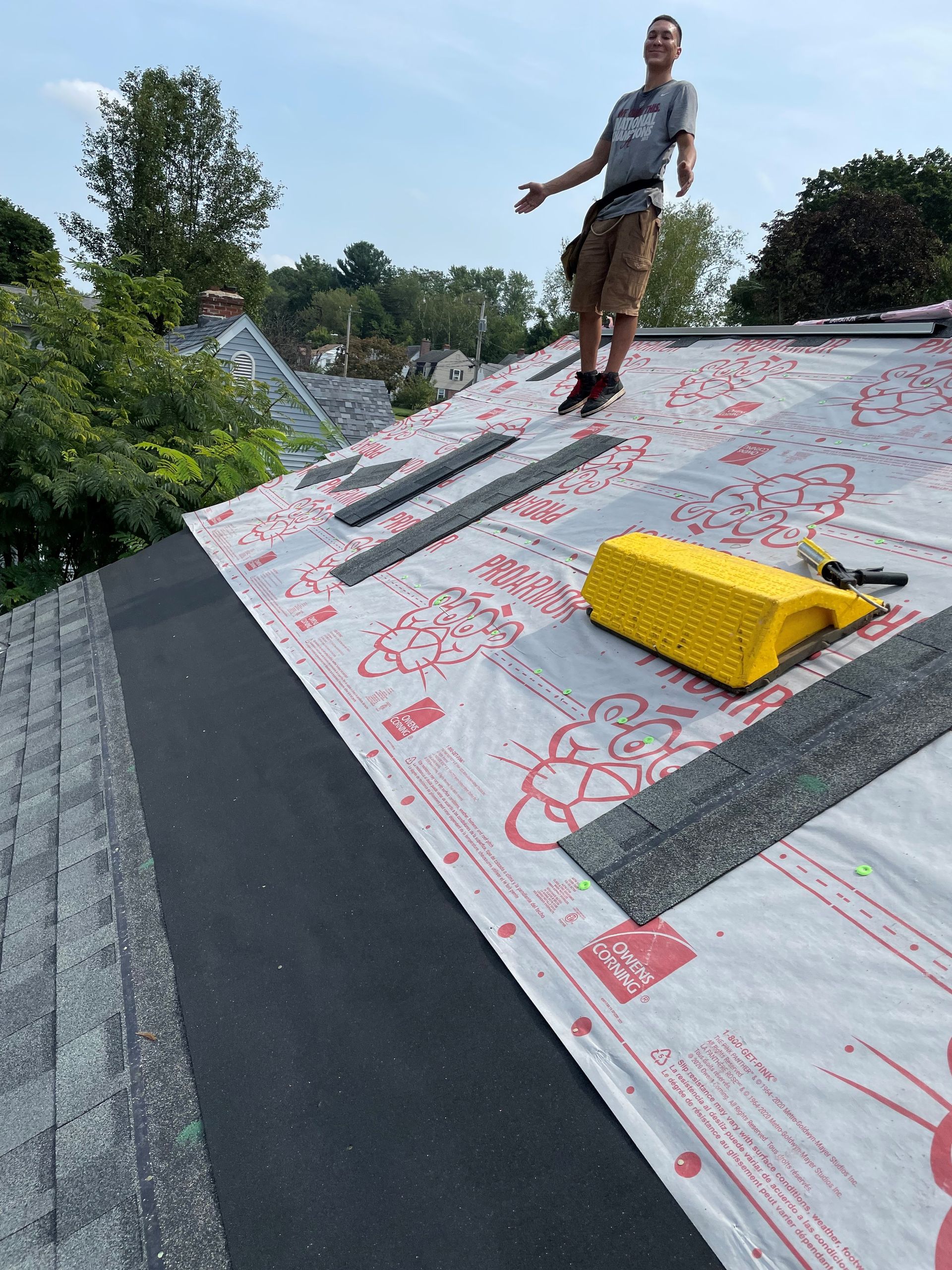 Gallery | Henry's Roofing Co. Inc.