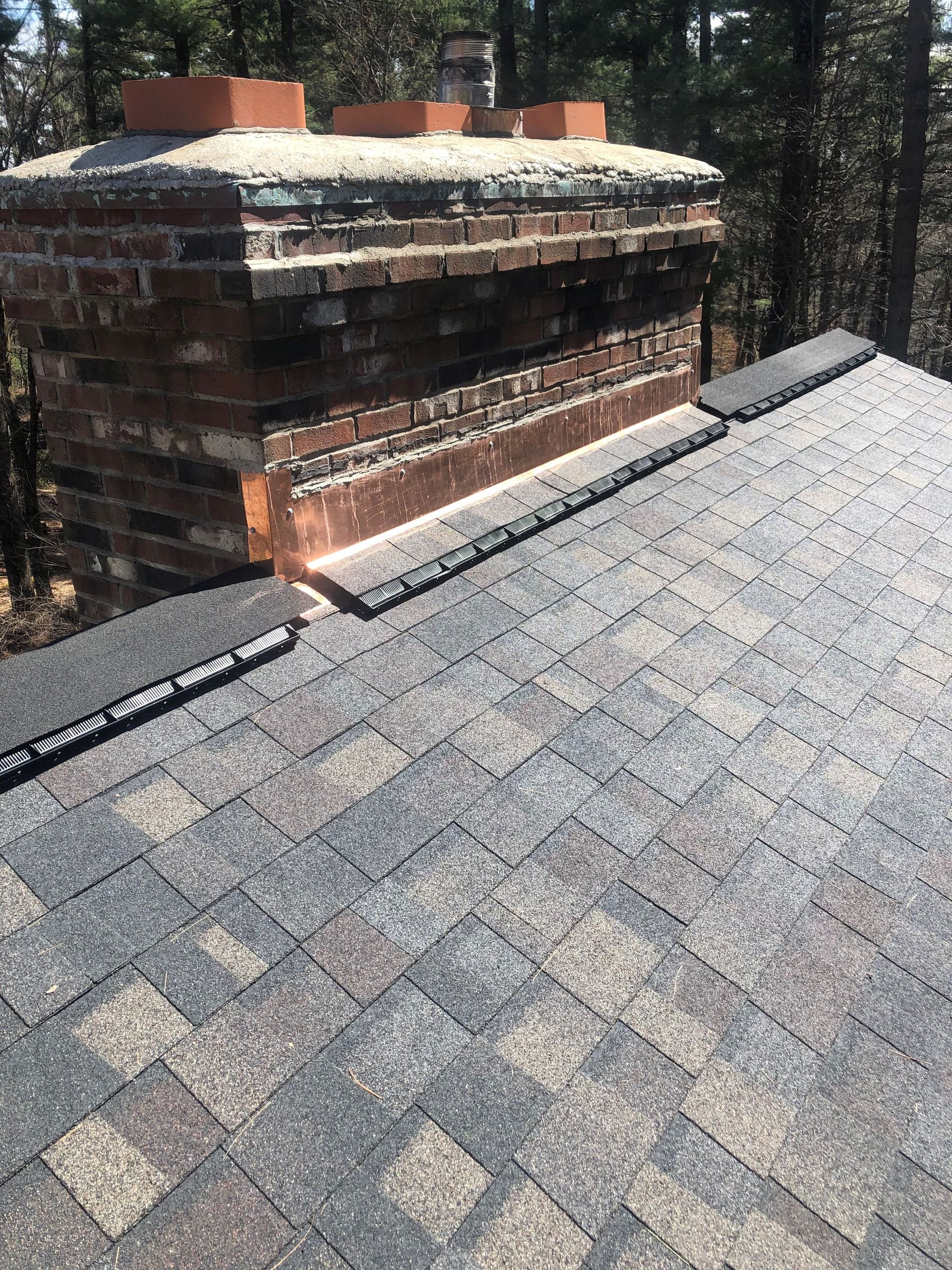 Gallery | Henry's Roofing Co. Inc.