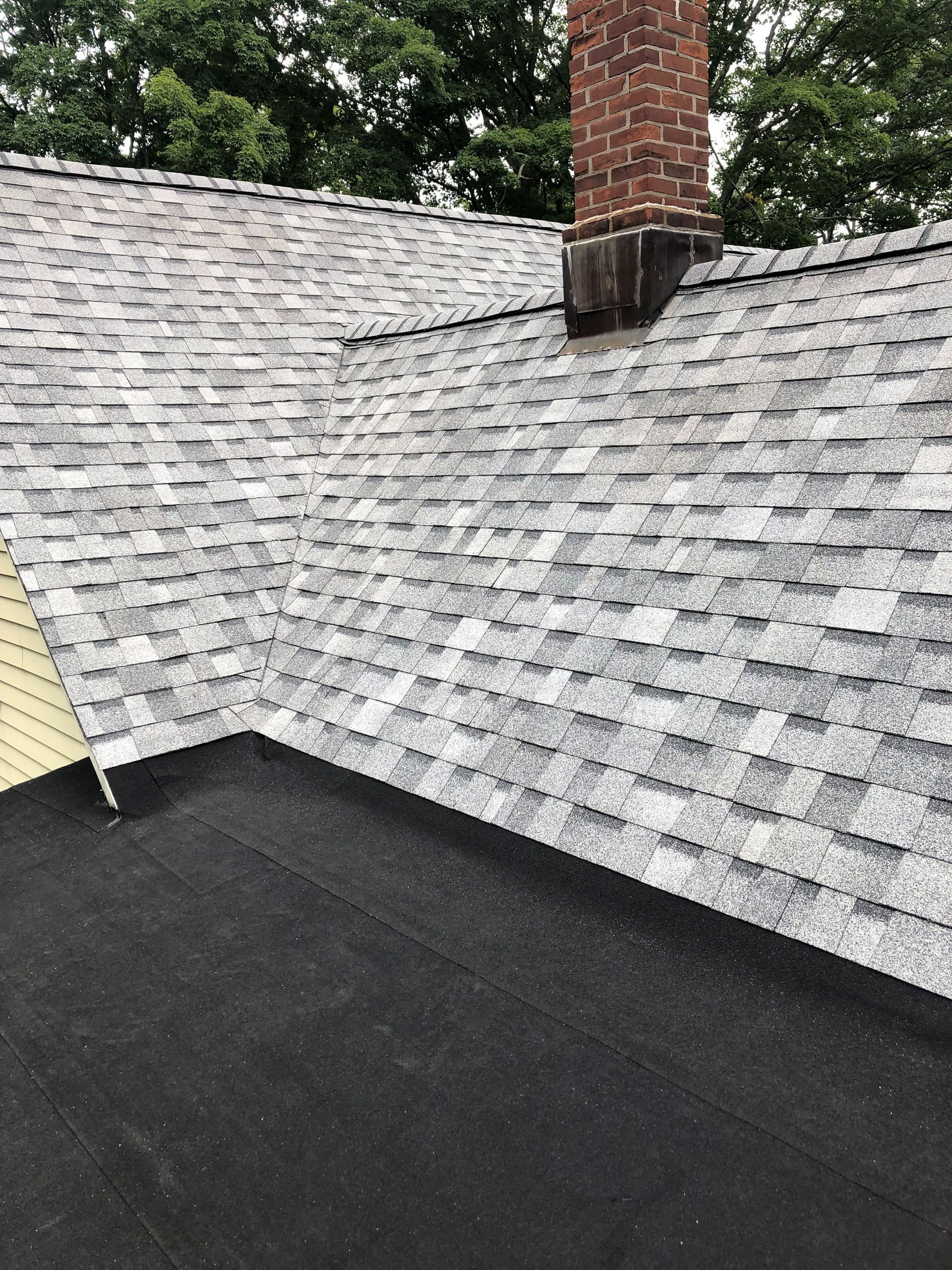 Gallery | Henry's Roofing Co. Inc.