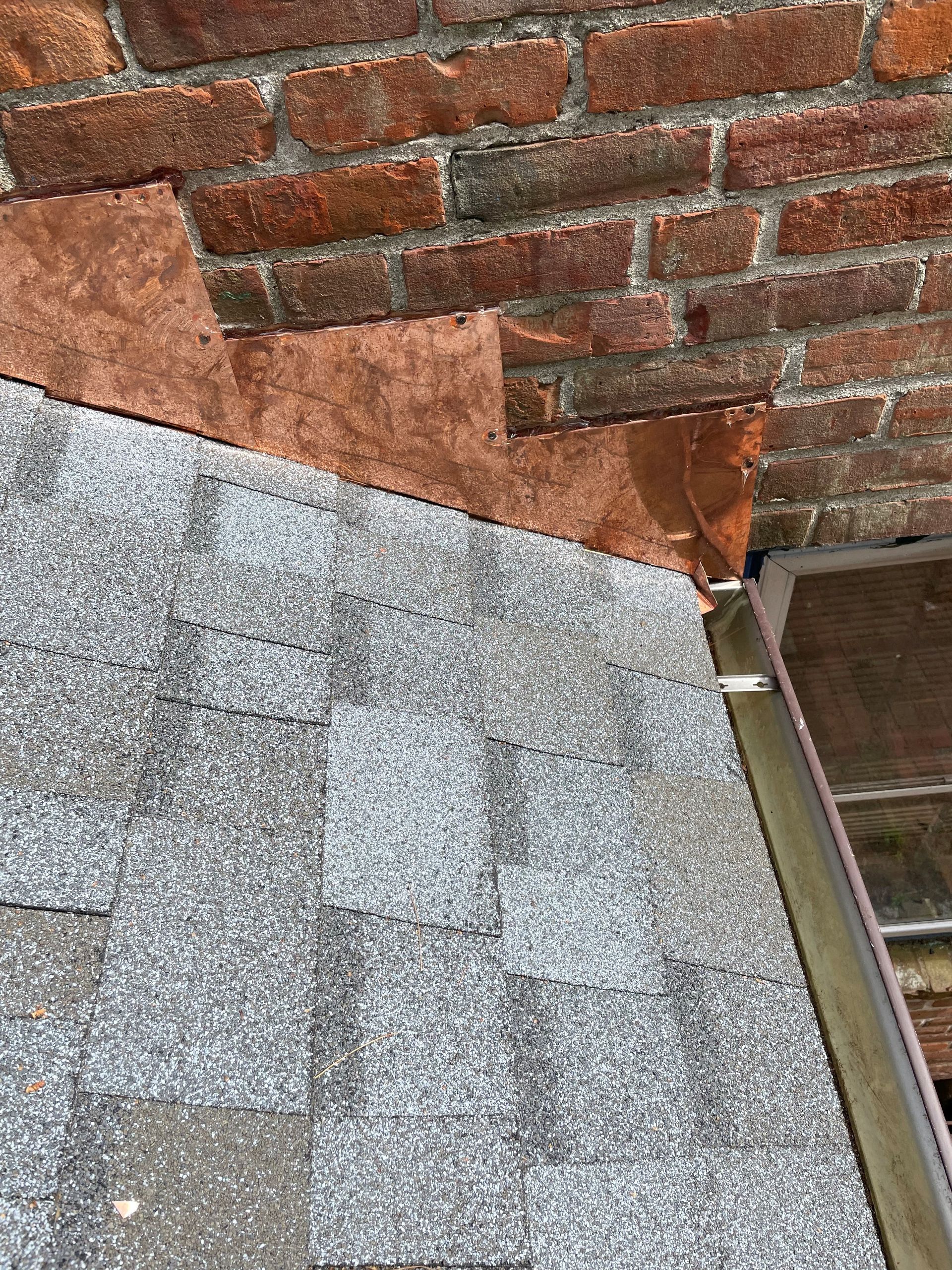 Gallery | Henry's Roofing Co. Inc.