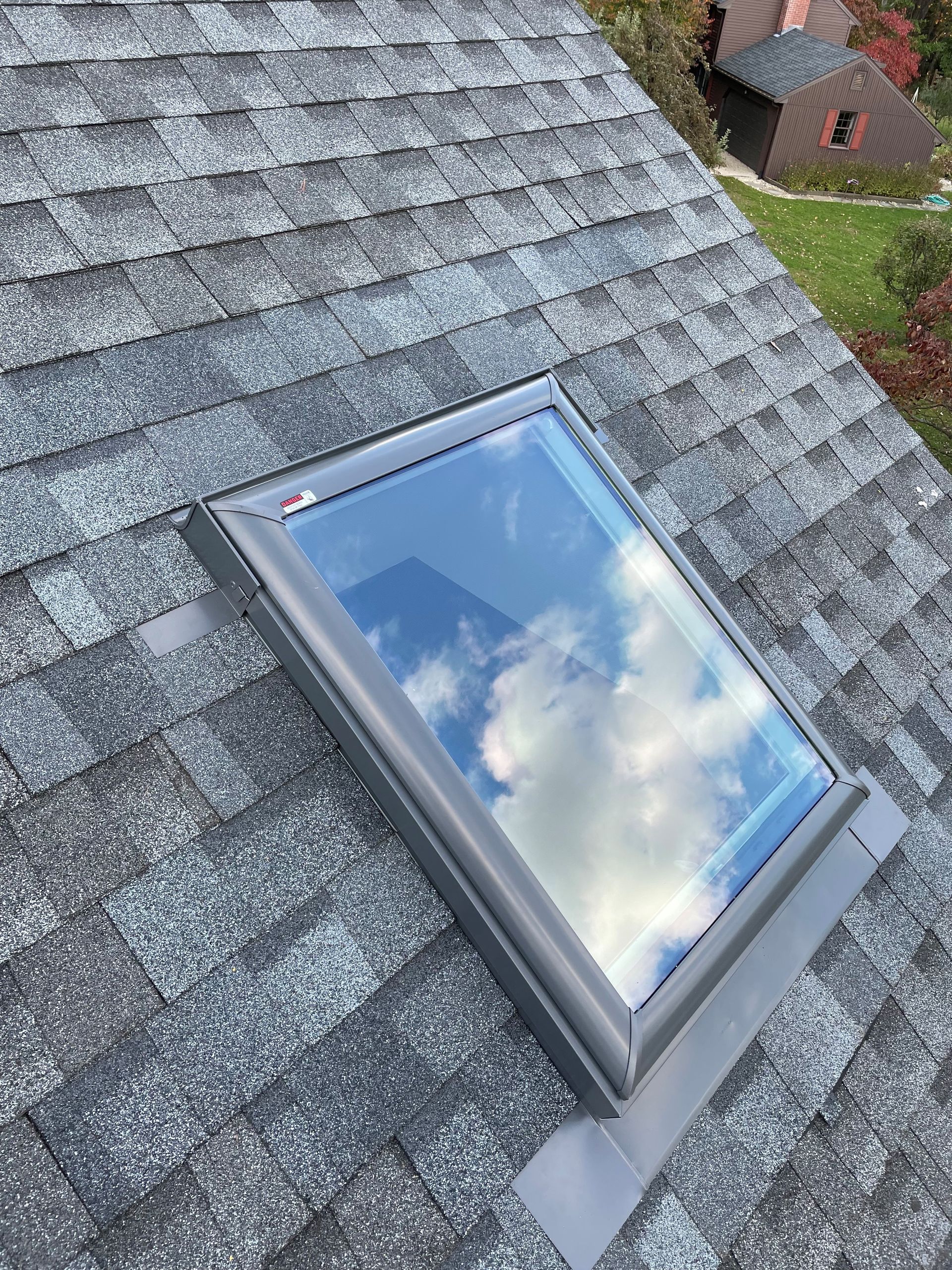 Gallery | Henry's Roofing Co. Inc.