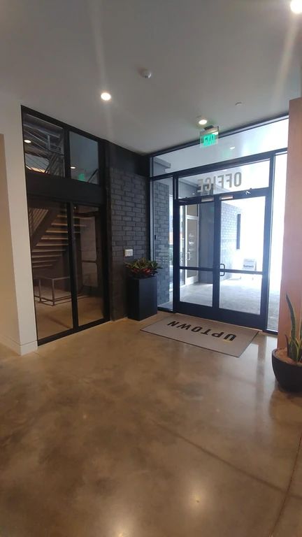 Commercial Glass Company Springdale | Ozark Mountain Glass