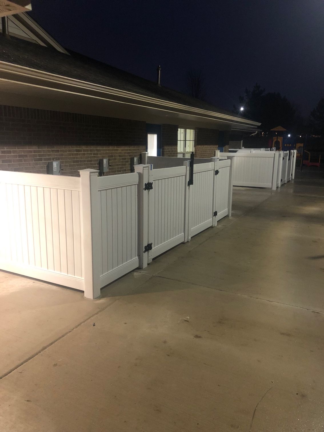 Vinyl-PVC Fencing | Golden Fence, Inc. | McHenry, IL
