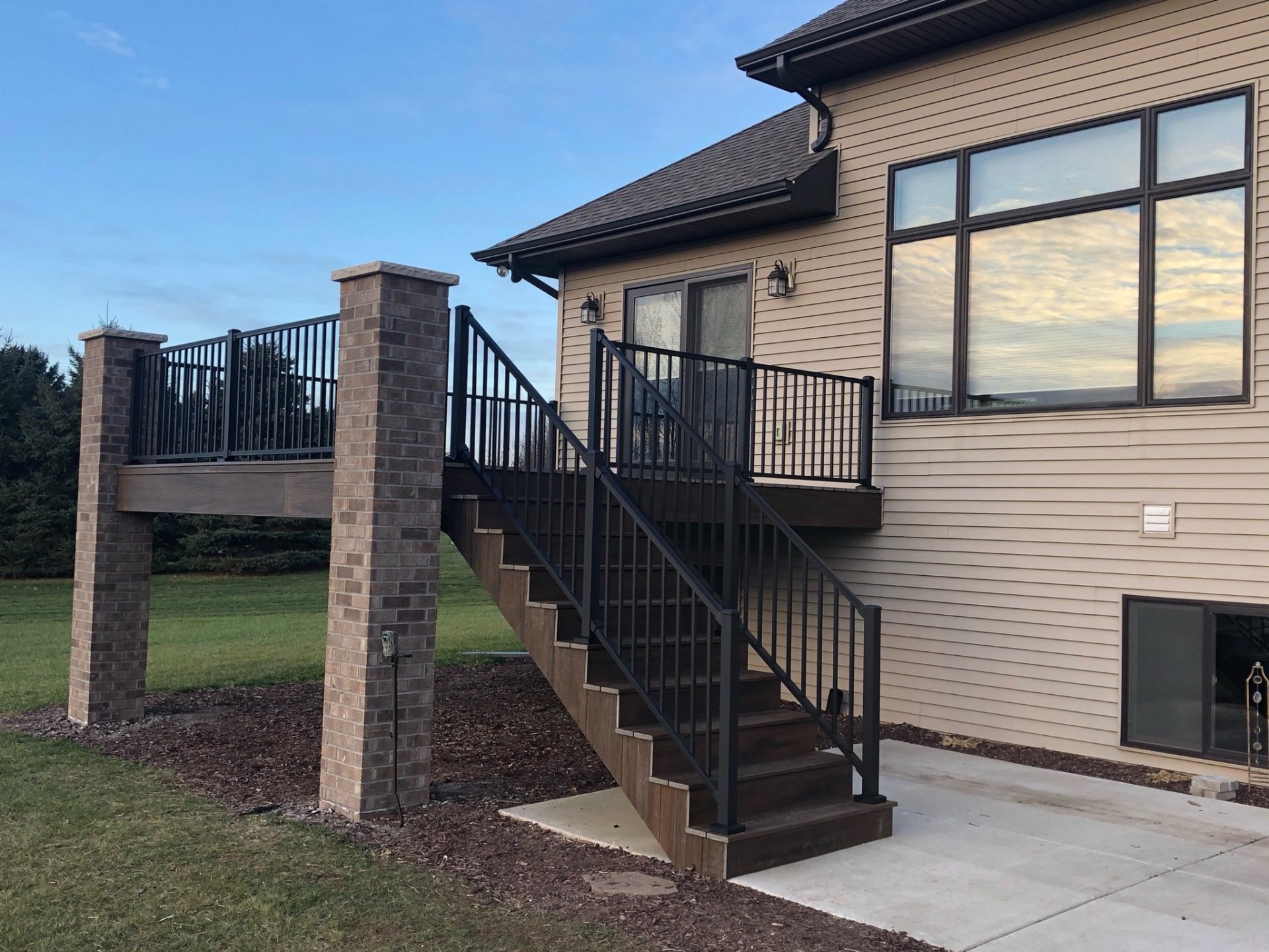 Dave Van Rite Construction - Creative Decks & Landscaping Gallery Green Bay