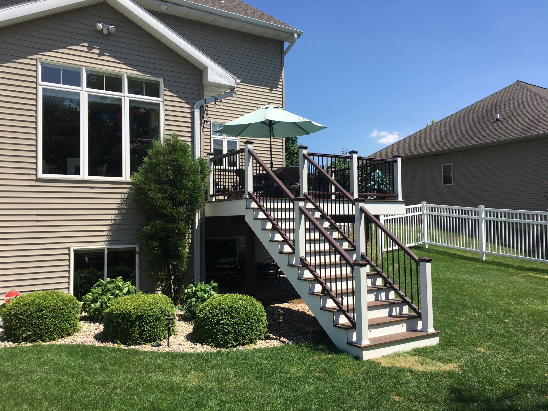 Dave Van Rite Construction - Creative Decks & Landscaping Gallery Green Bay