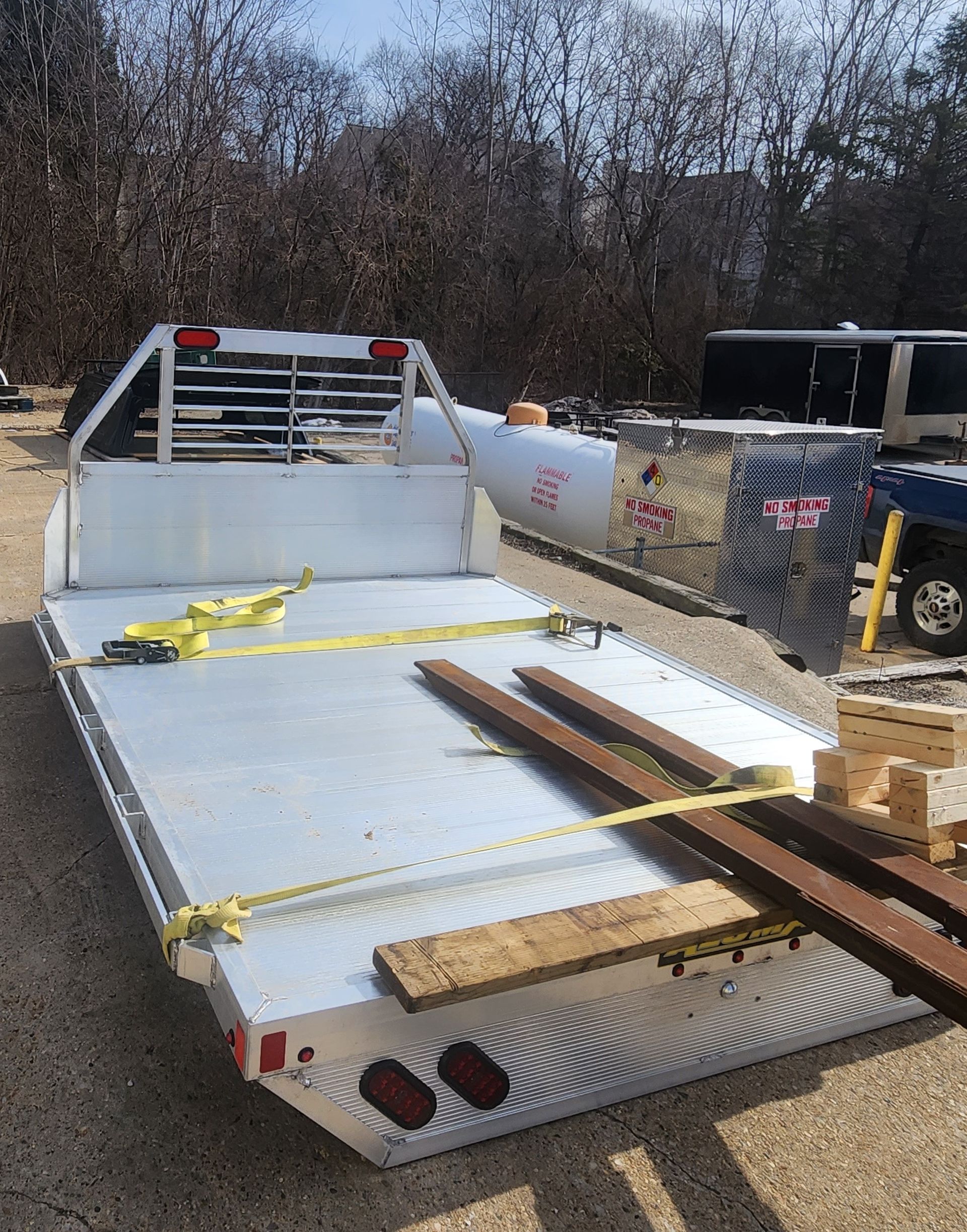 Trailer Dealers and Repairers | Clarkston, MI