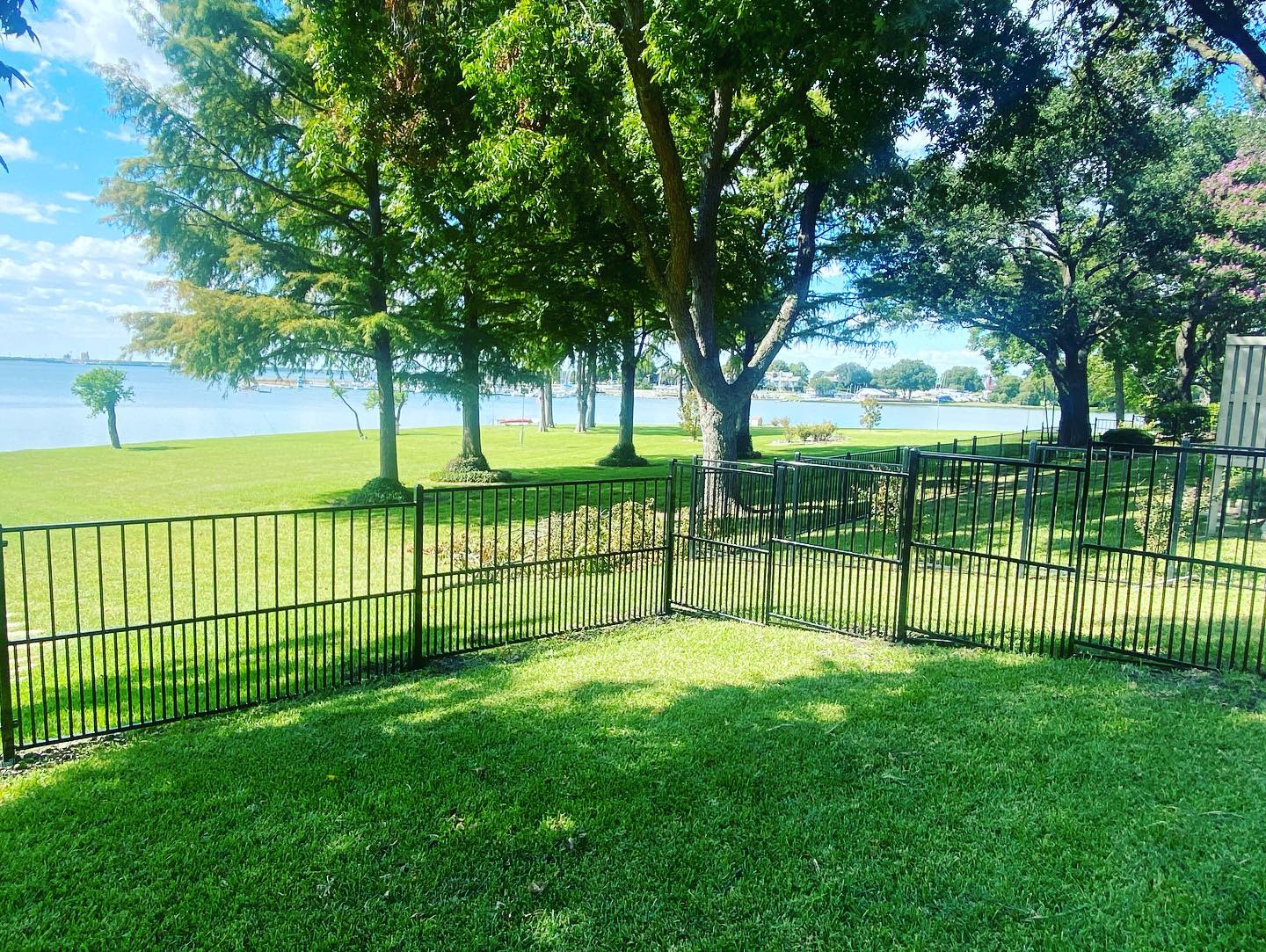 Wood and Chain Link Fencing | Rockwall, TX