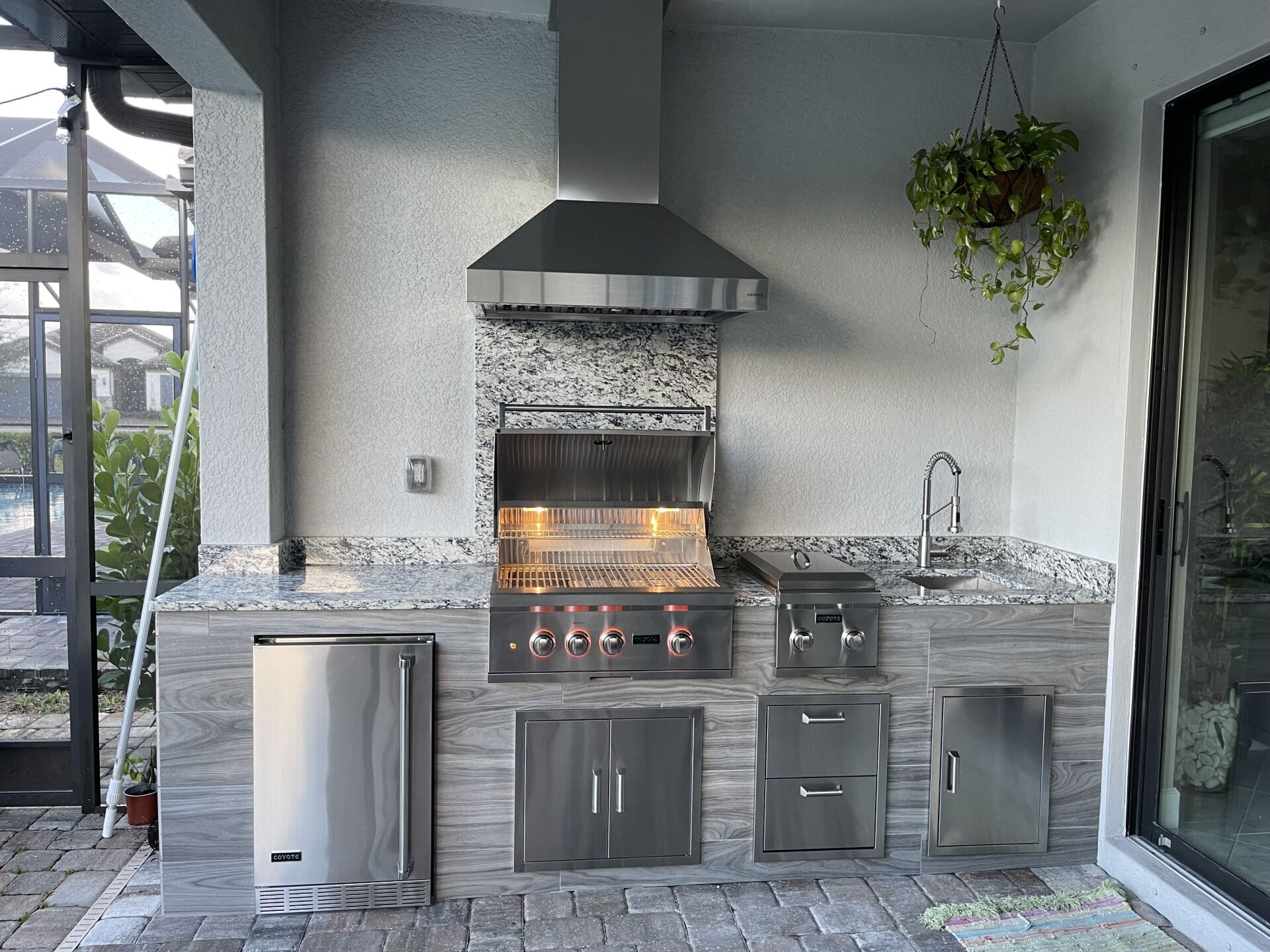 The Outdoor Kitchen Outlet Photo Gallery | Naples, FL | Cape Coral, FL