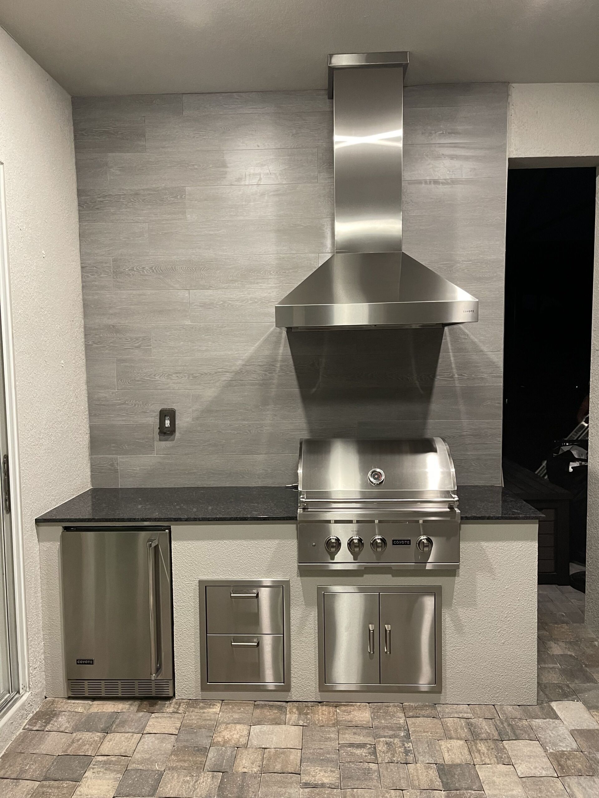 The Outdoor Kitchen Outlet Photo Gallery | Naples, FL | Cape Coral, FL