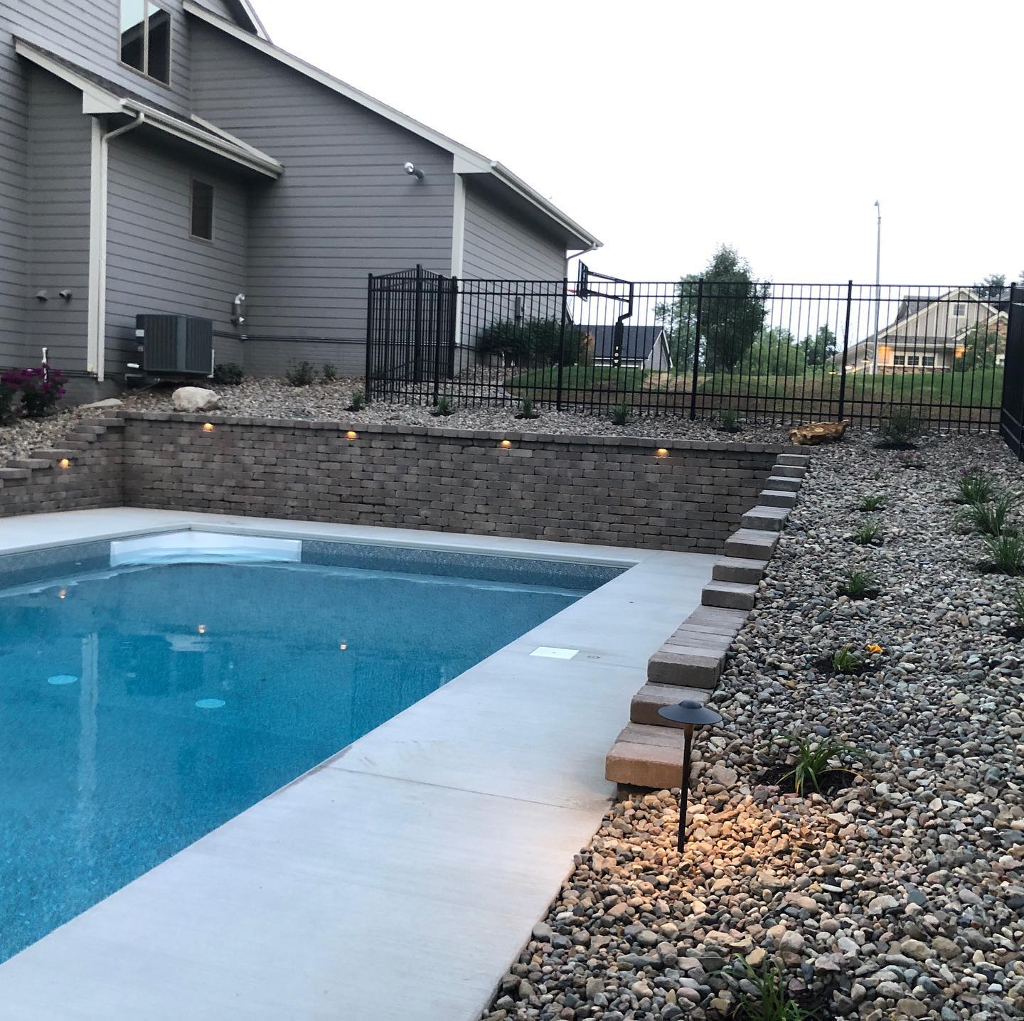 Solid Rock Landscaping Retaining Walls | Portfolio | West Des Moines
