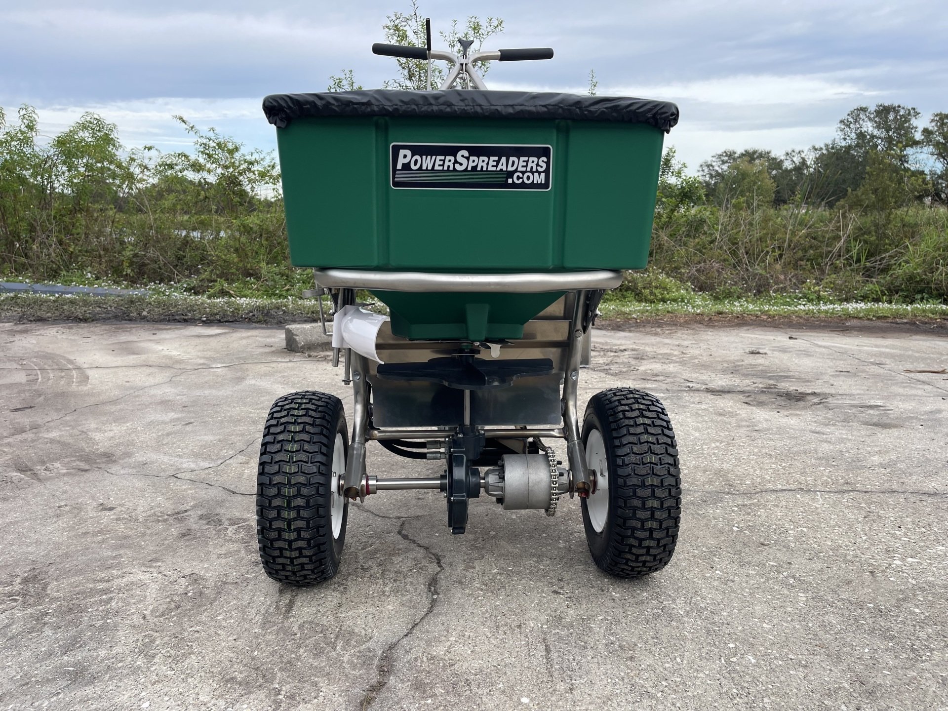 Battery Powered Spreader | Power Spreaders