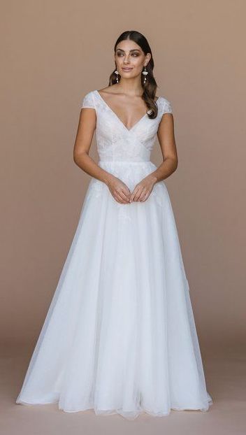 Lis Simon | Bridal Collection | Baldwinsville, NY