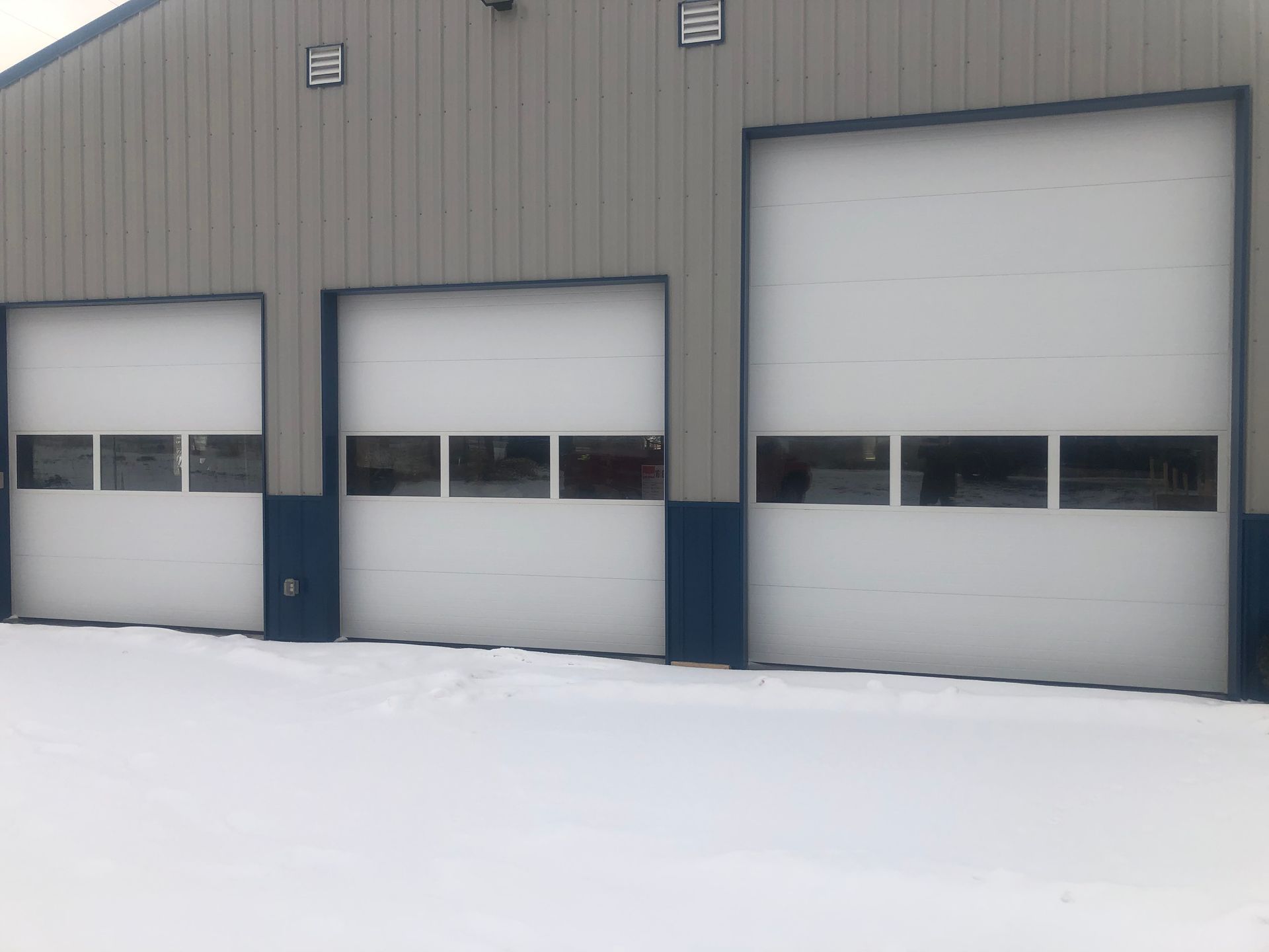 Gallery | Bailey's Garage Doors & More, Inc.
