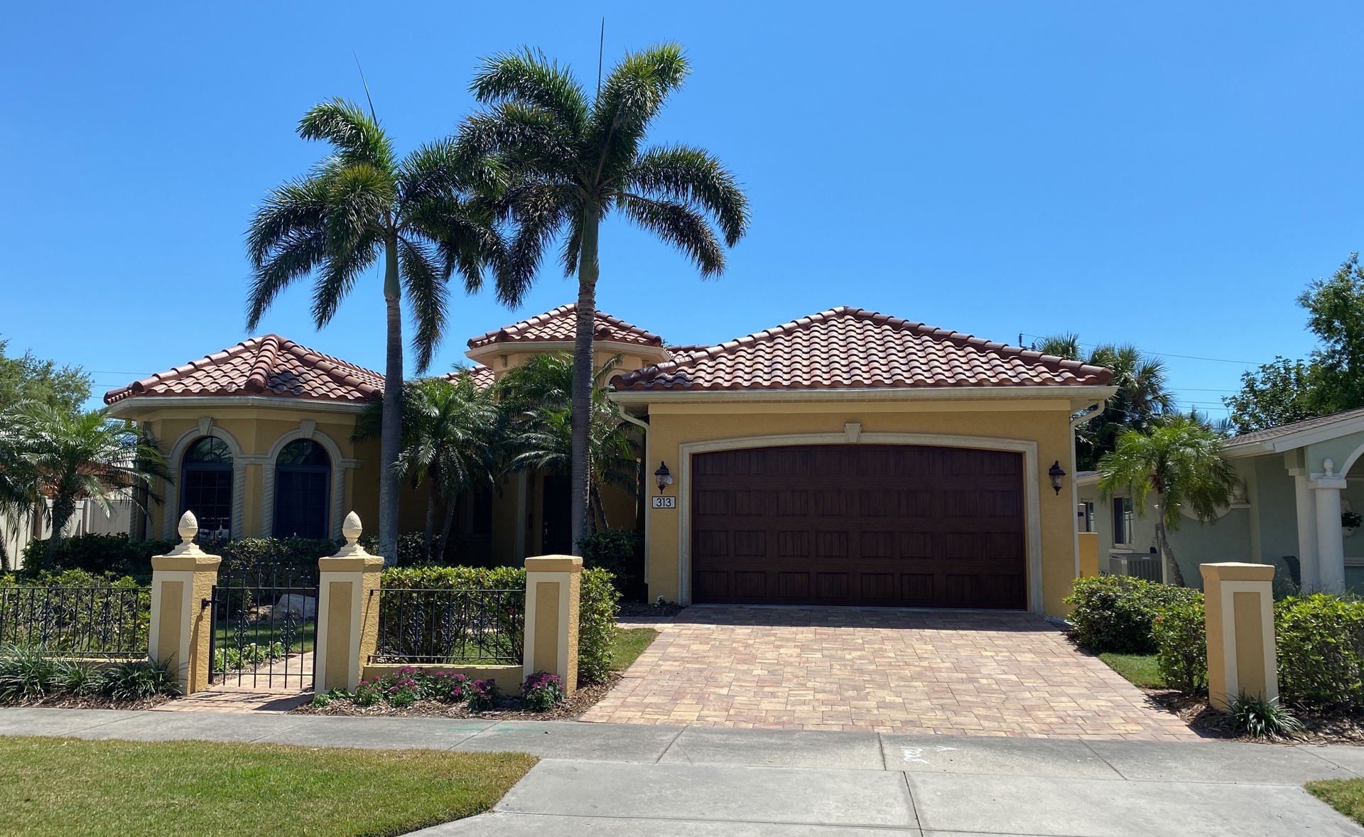 Tile Roofing Photo Gallery | Anthony C Leonard Roofing | Englewood, FL