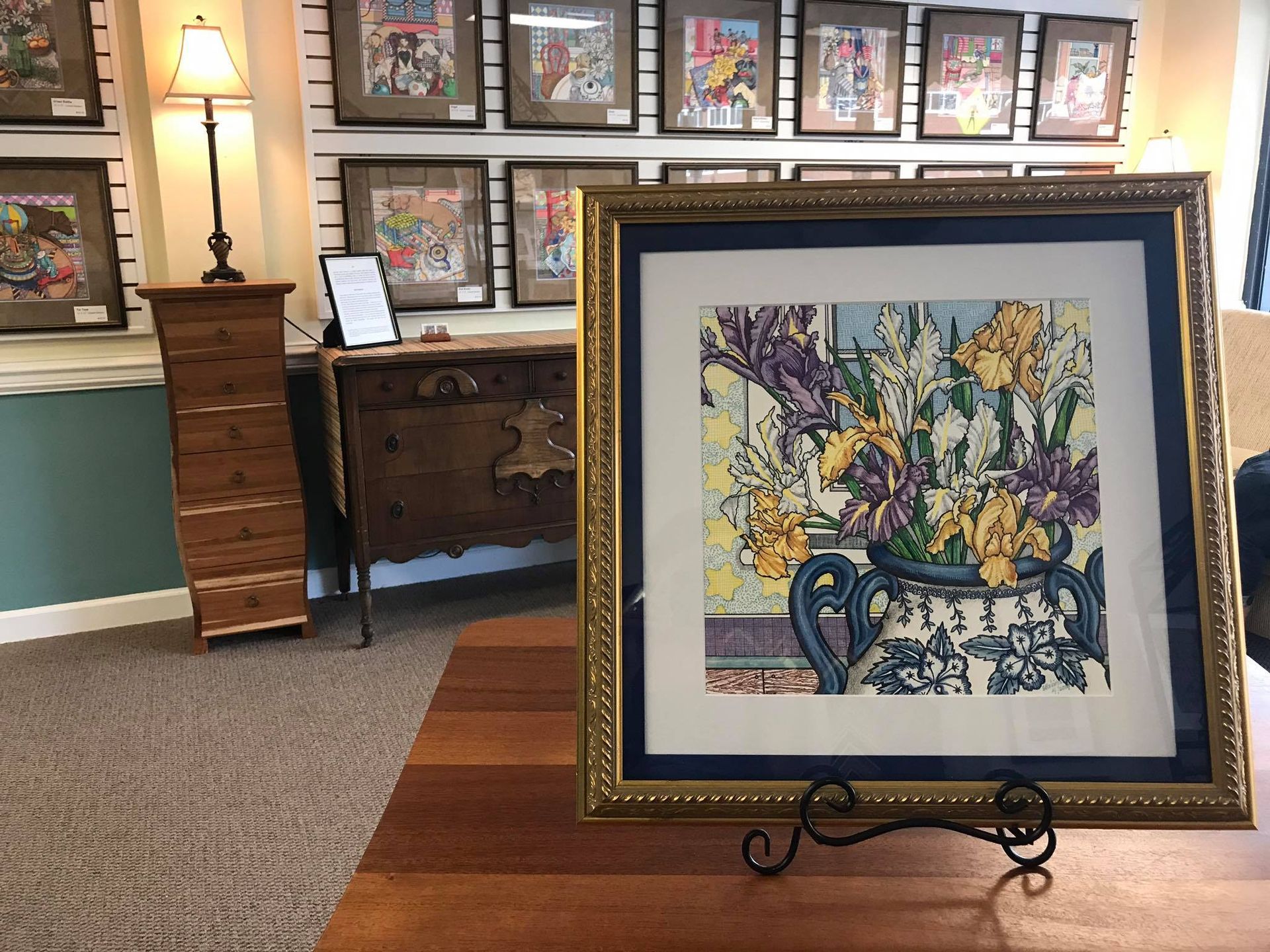 Picture frame shop Near Me | Lisa's Custom Framing