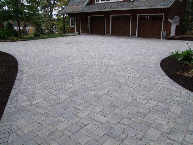 Paver Driveway | Concrete Pavers | Greater Seattle Area