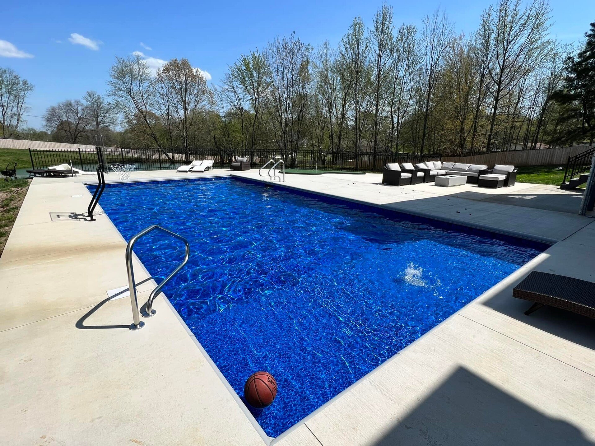 Inground Pool Company Owensboro, KY | Venture Pools