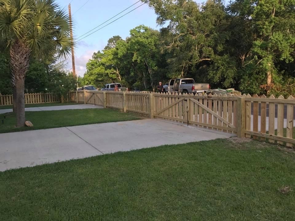 Fencing Installation and Repair | Biloxi, MS