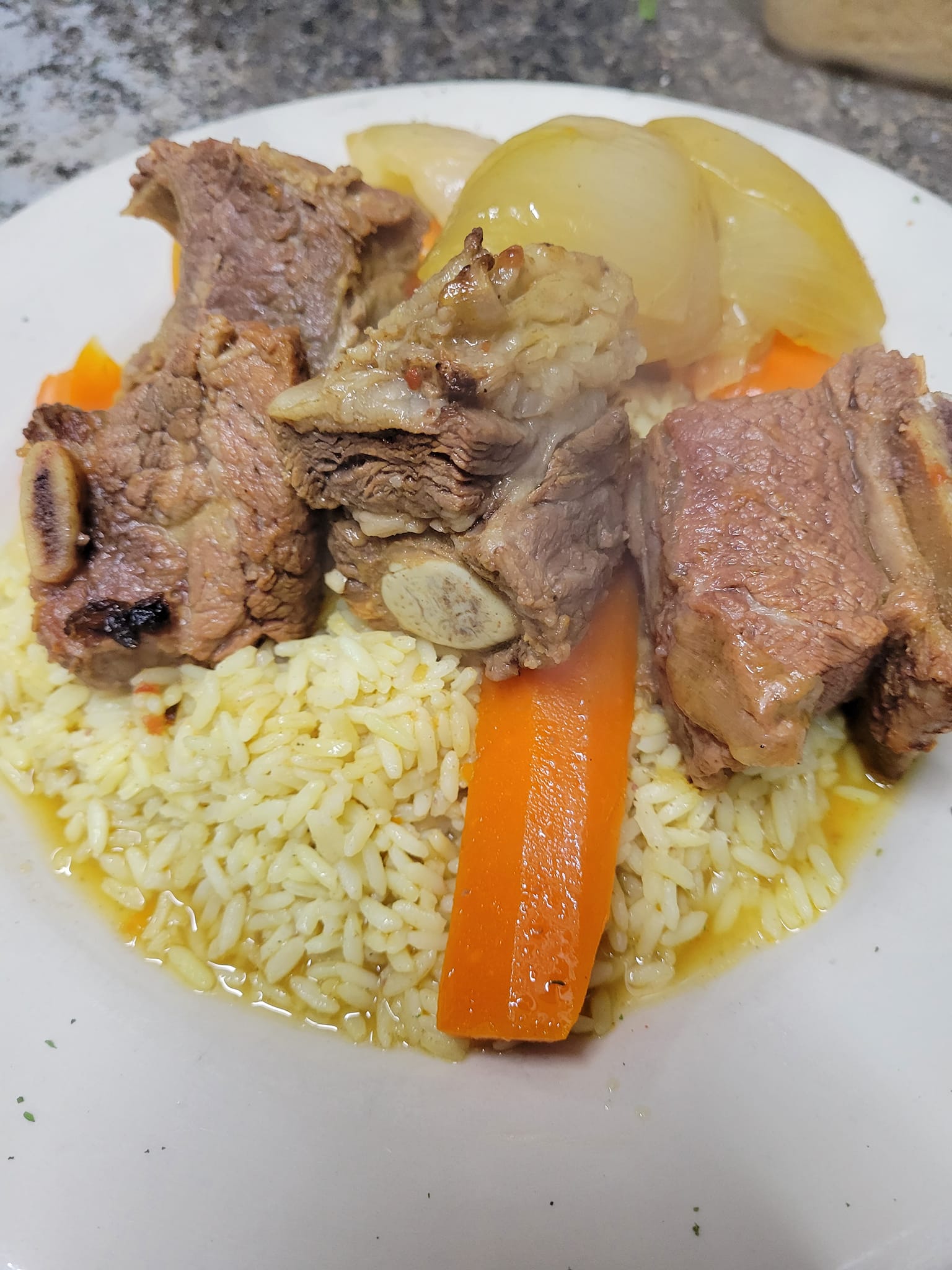 Sports Bar and Grill | Knuckle Heads | New Bedford, MA