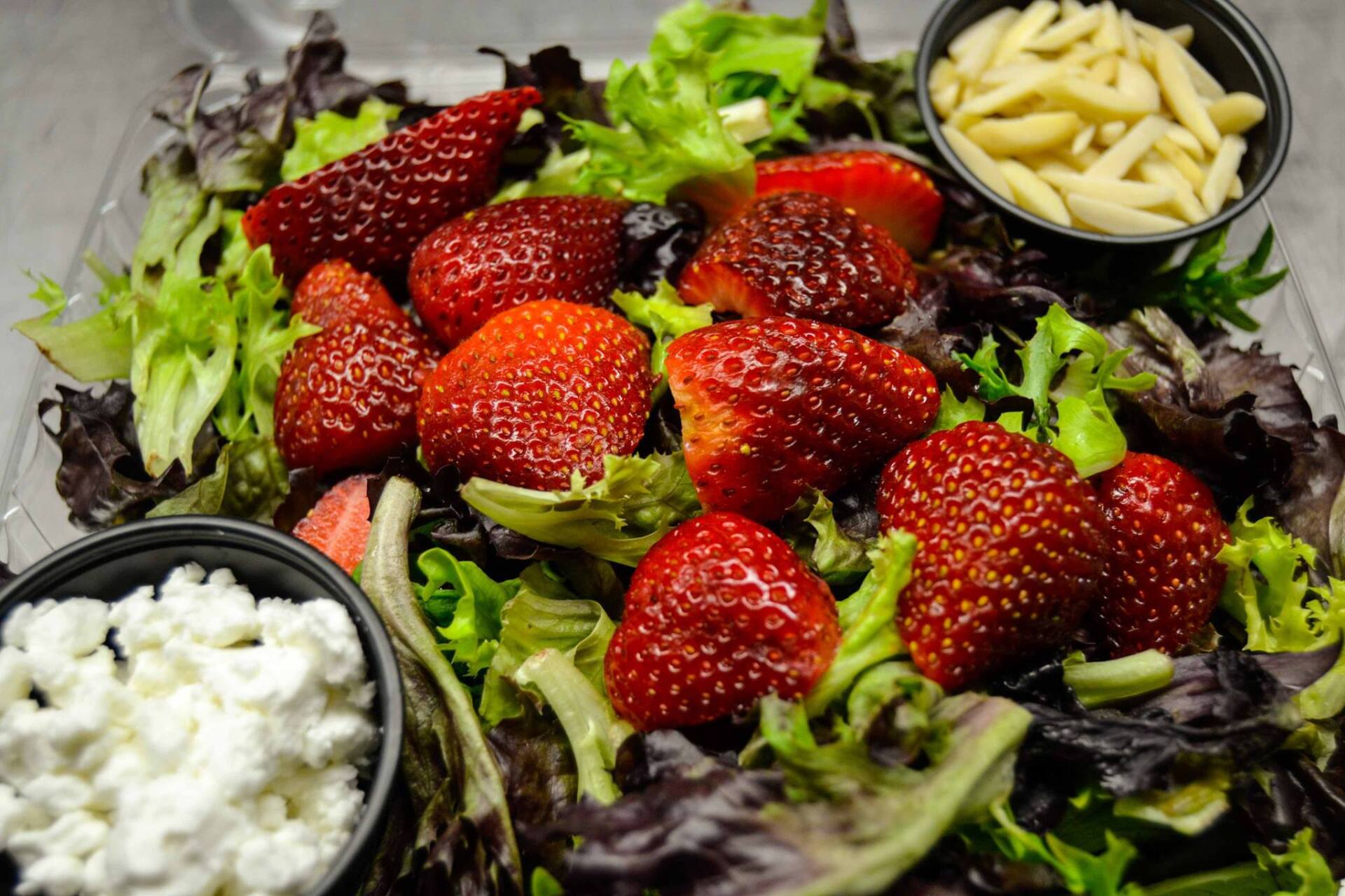 Photo Gallery | Genoa Deli & Pizza