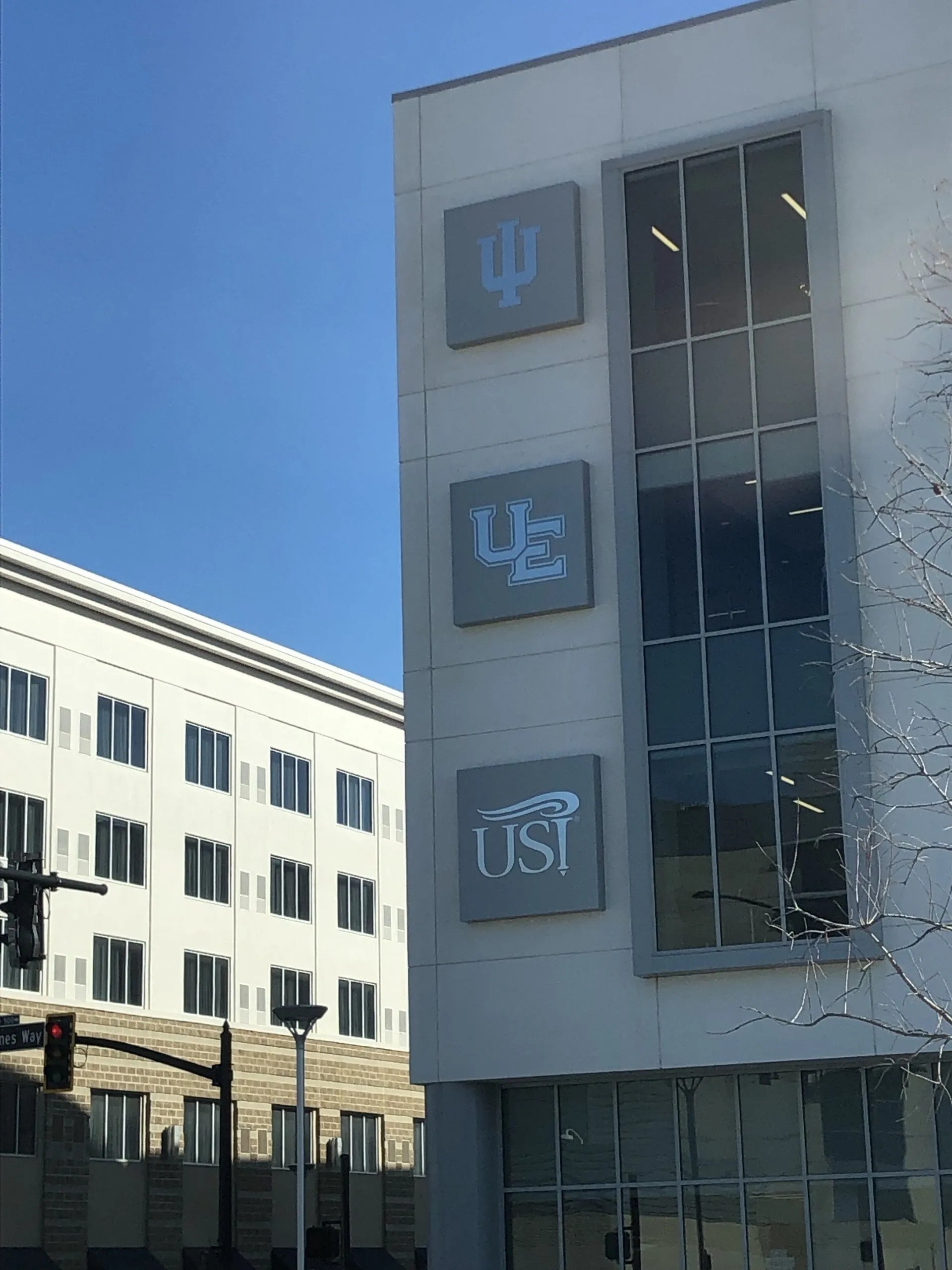 Custom Sign & Engineering, Inc. Photo Gallery | Newburgh, IN