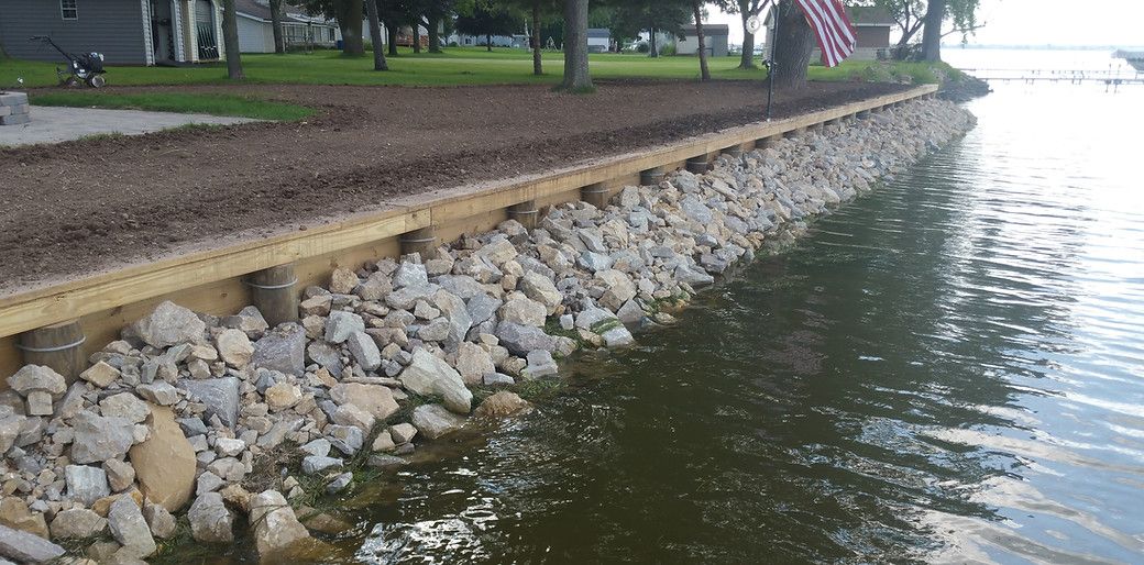 Shoreline Seawall & Rip Rap Construction | Winneconne, WI