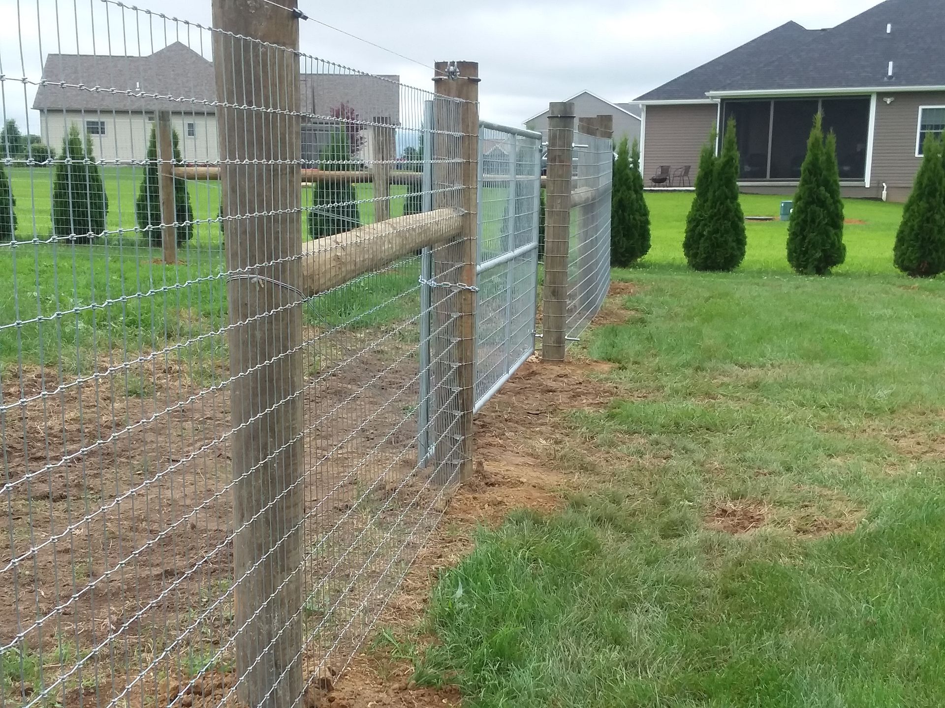 Woven Wire Fences | Central Ohio