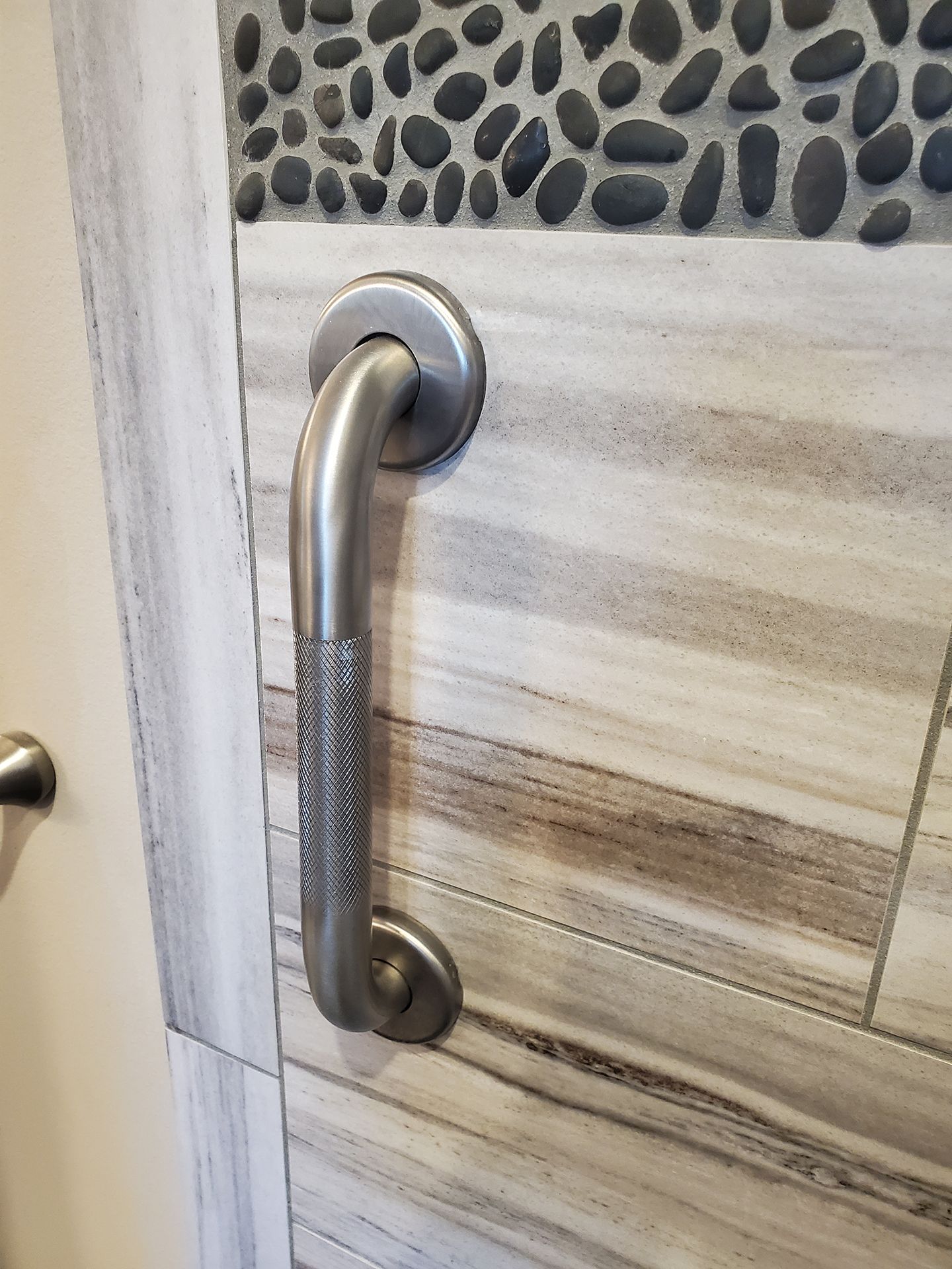 Standard Grab Bars Gallery | Superior Safety Bars Inc