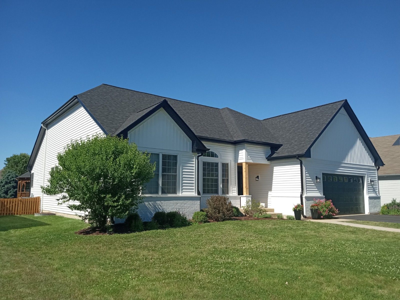 Roofing Contractors Aurora, IL | ABC Roofing & Siding Co.