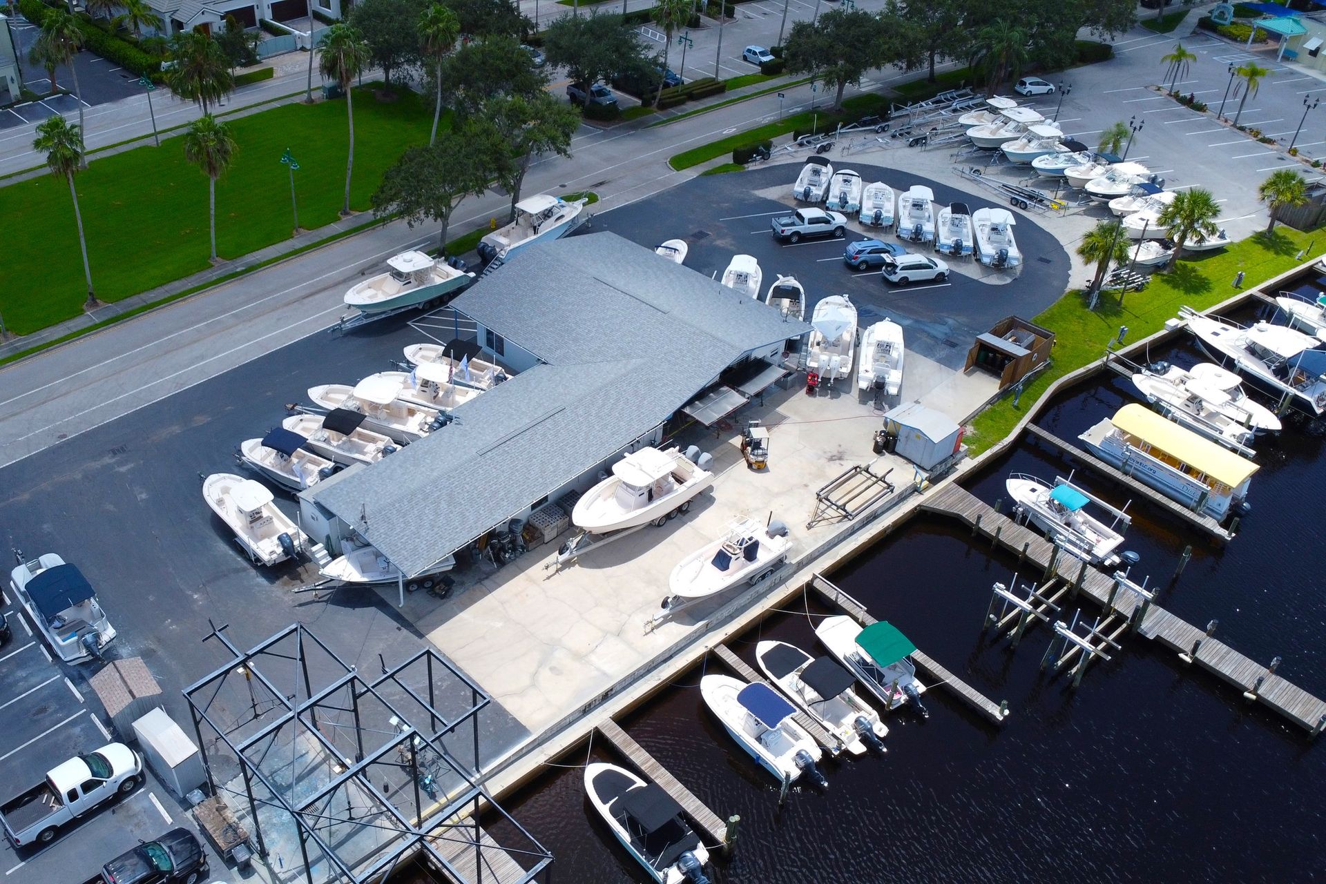Outboard Dealer Melbourne, FL | Vero Marine Center