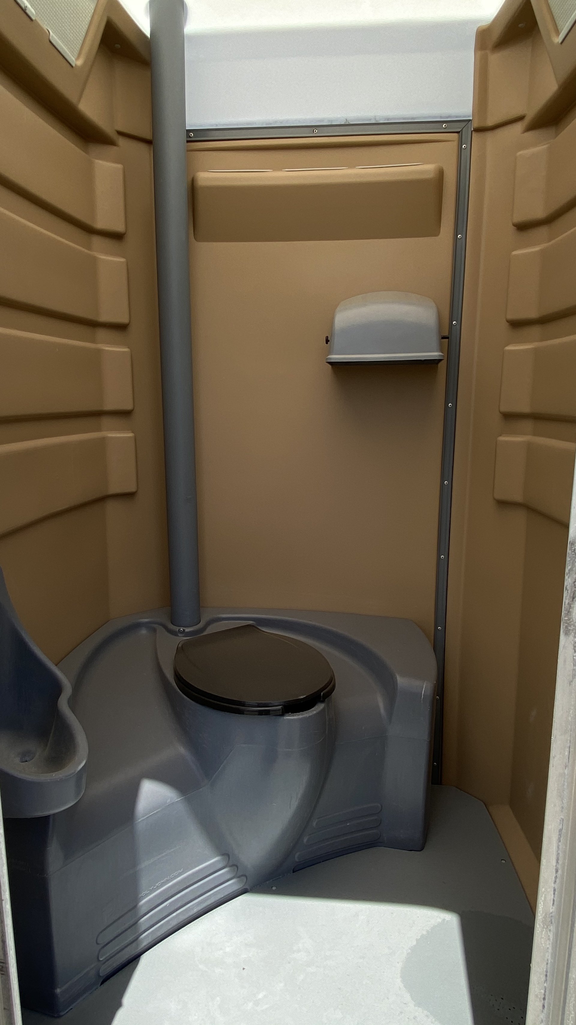 Poly Lift Restrooms | Portable Toilets | Santa Maria, CA