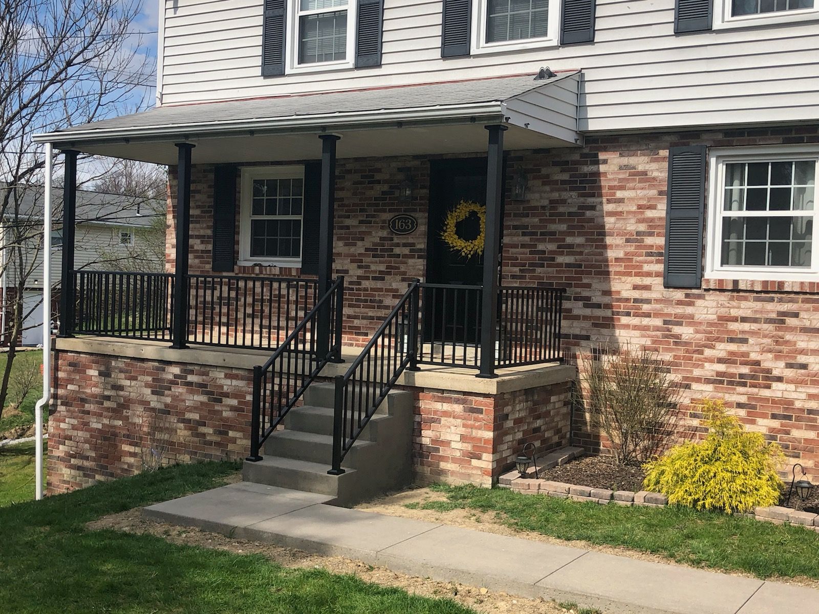 Exterior Railings Pittsburgh, PA | Bella Railings