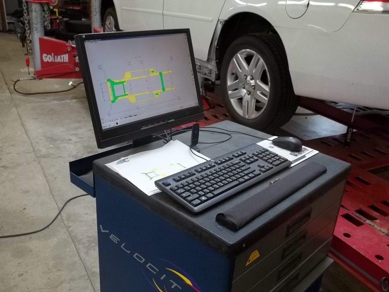 Frame Repair | Laser Frame Measuring | Nacogdoches, TX