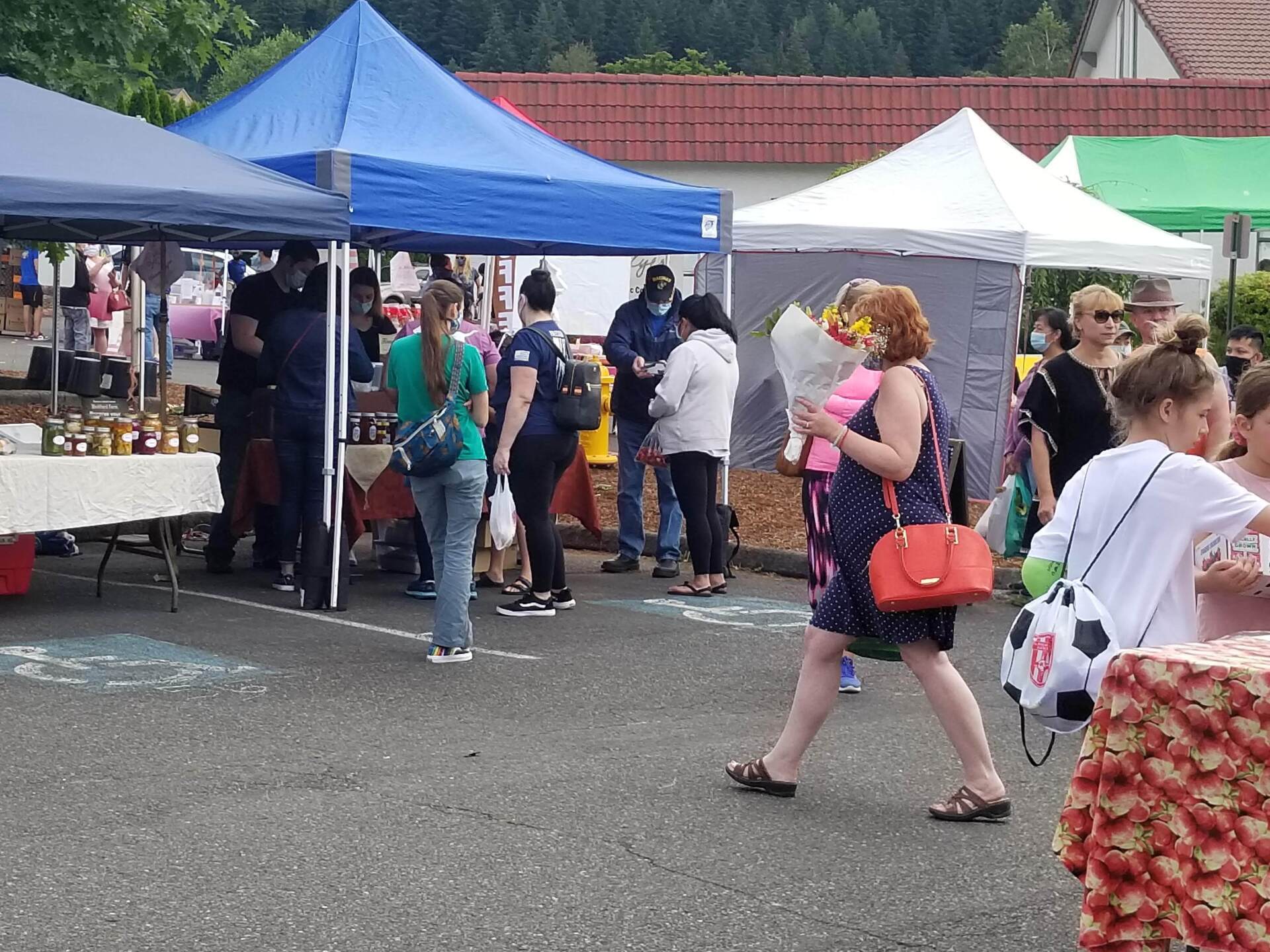 Happy Valley Farmers Market | Seasonal | Clackamas, OR