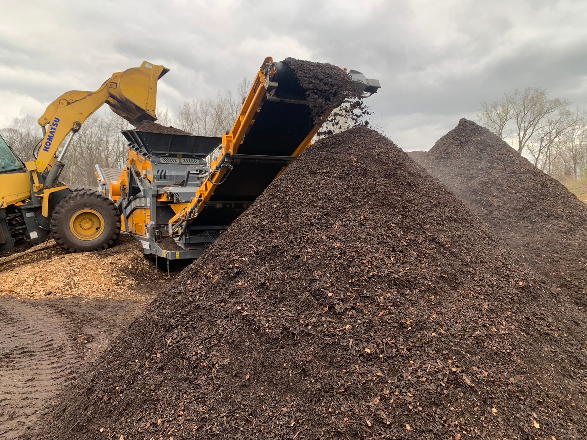 Mulch Delivery Toledo, OH | The Mulch King
