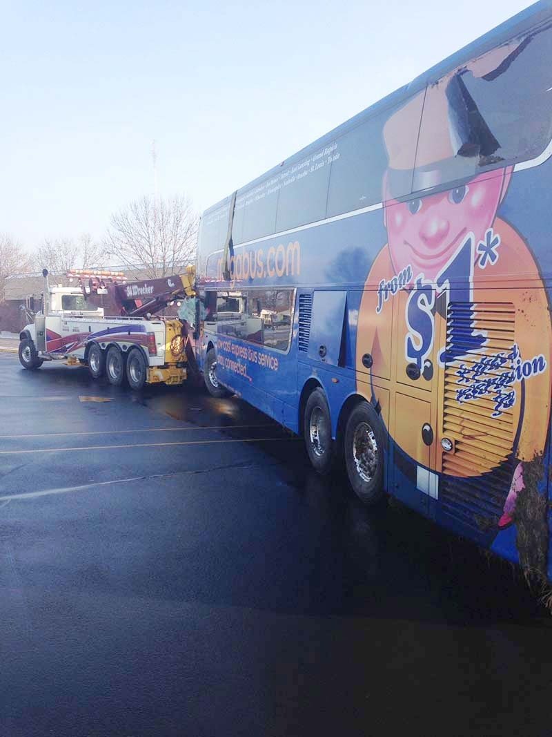 31 Diesel Truck and Wrecker Service Inc Gallery | Seymour, IN