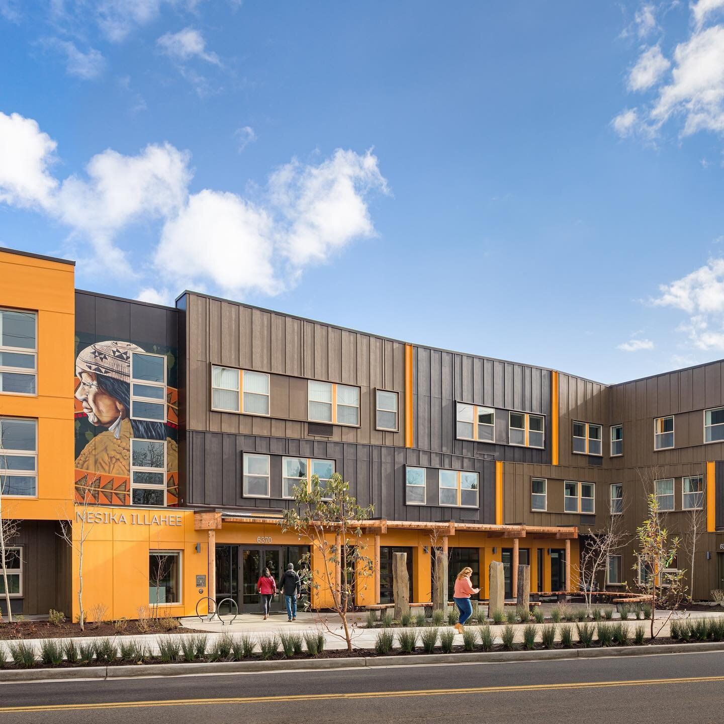 Glass Shop Near Me | PNW Glass & Mirror