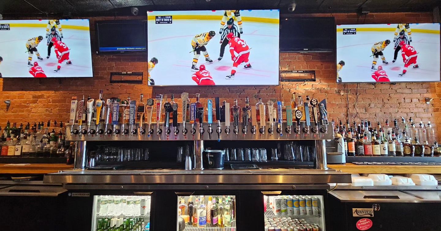 Scotties Pub | Restaurant and Sports Bar | Fall River, MA