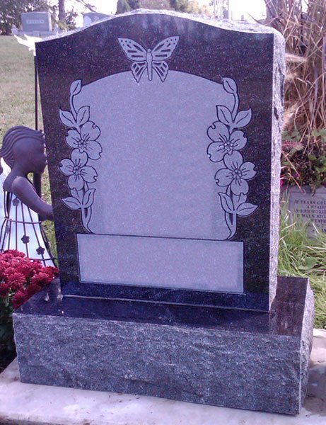 Natural Stone Monuments and Memorials | Bad Axe, MI