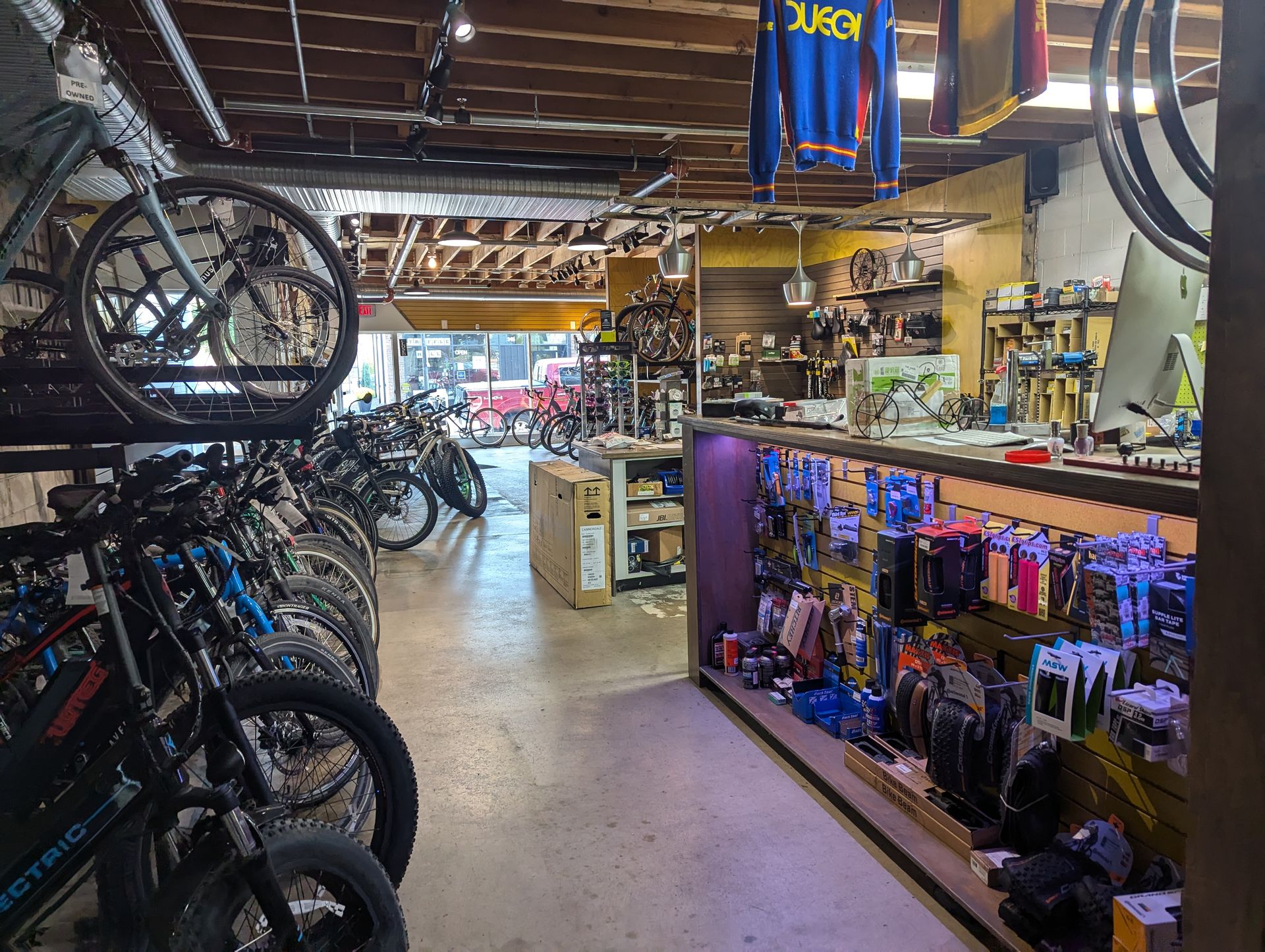 Gallery | South Lake Cycle | Excelsior, MN