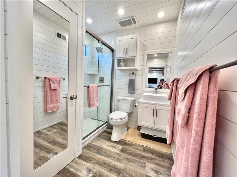 The Yacht | CargoHome | Nationwide