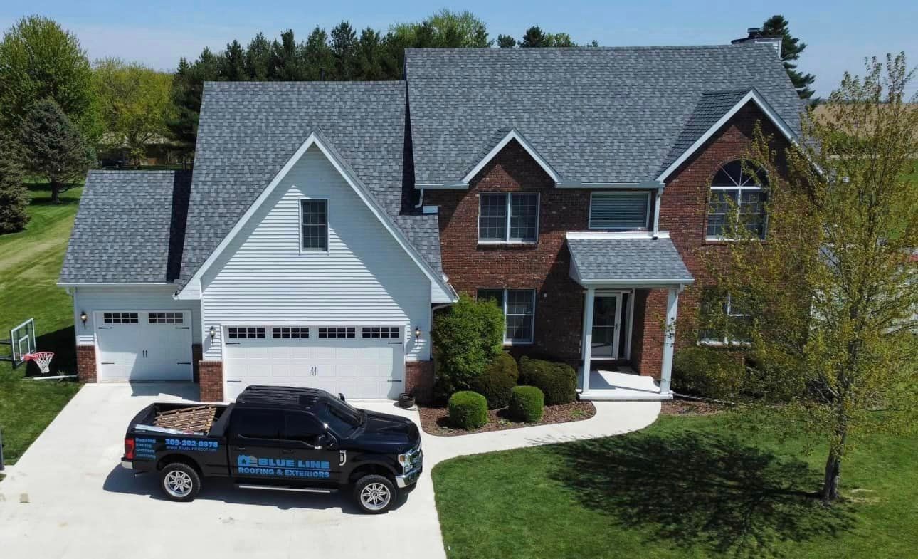 Roofer Peoria | Bloomington | Blue Line Roofing & Exteriors