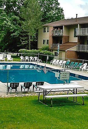 Apartment Rentals | Country Club Terrace Apartments | Hollidaysburg, PA