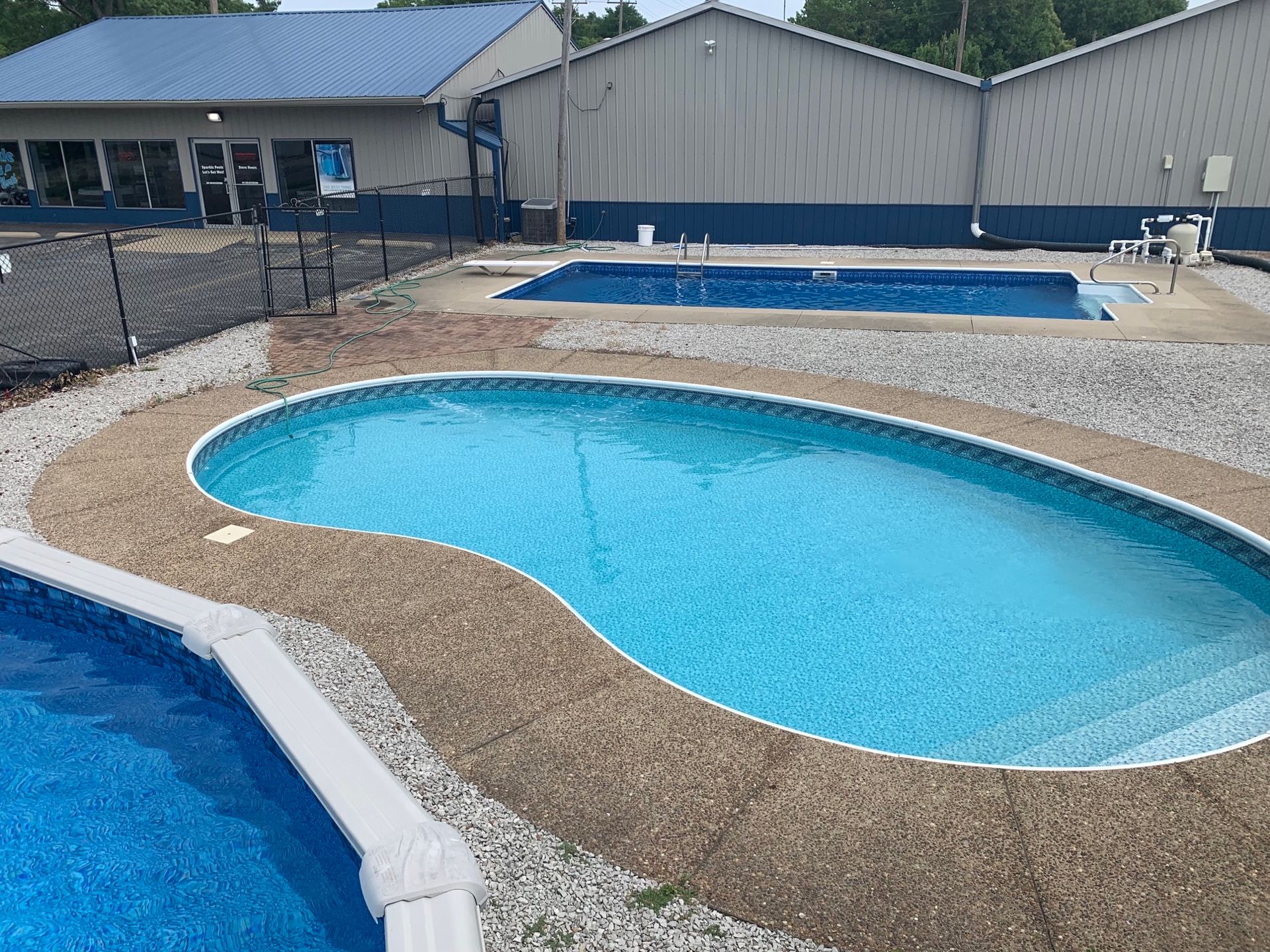 Swimming Pool Builders Terre Haute, IN | Sparkle Pools