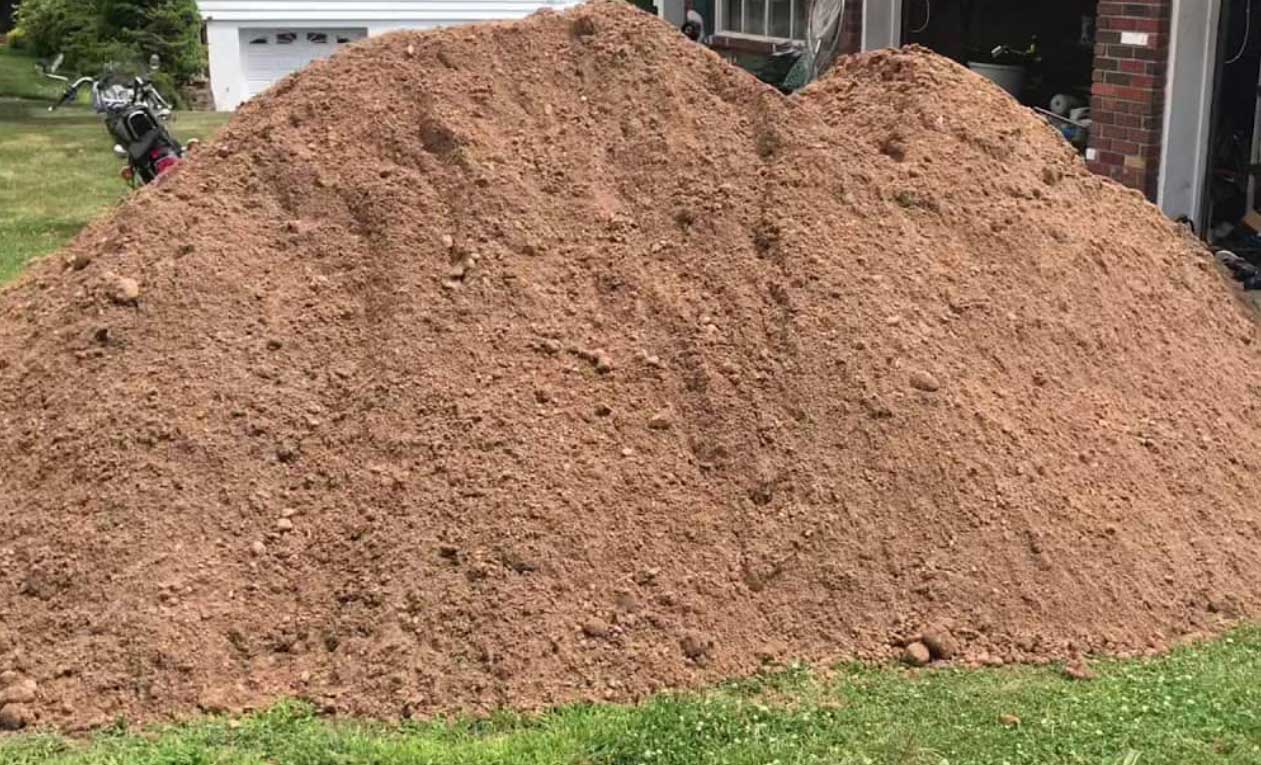 Landscape Material Delivery | Soil and Rock | Scottsboro, AL
