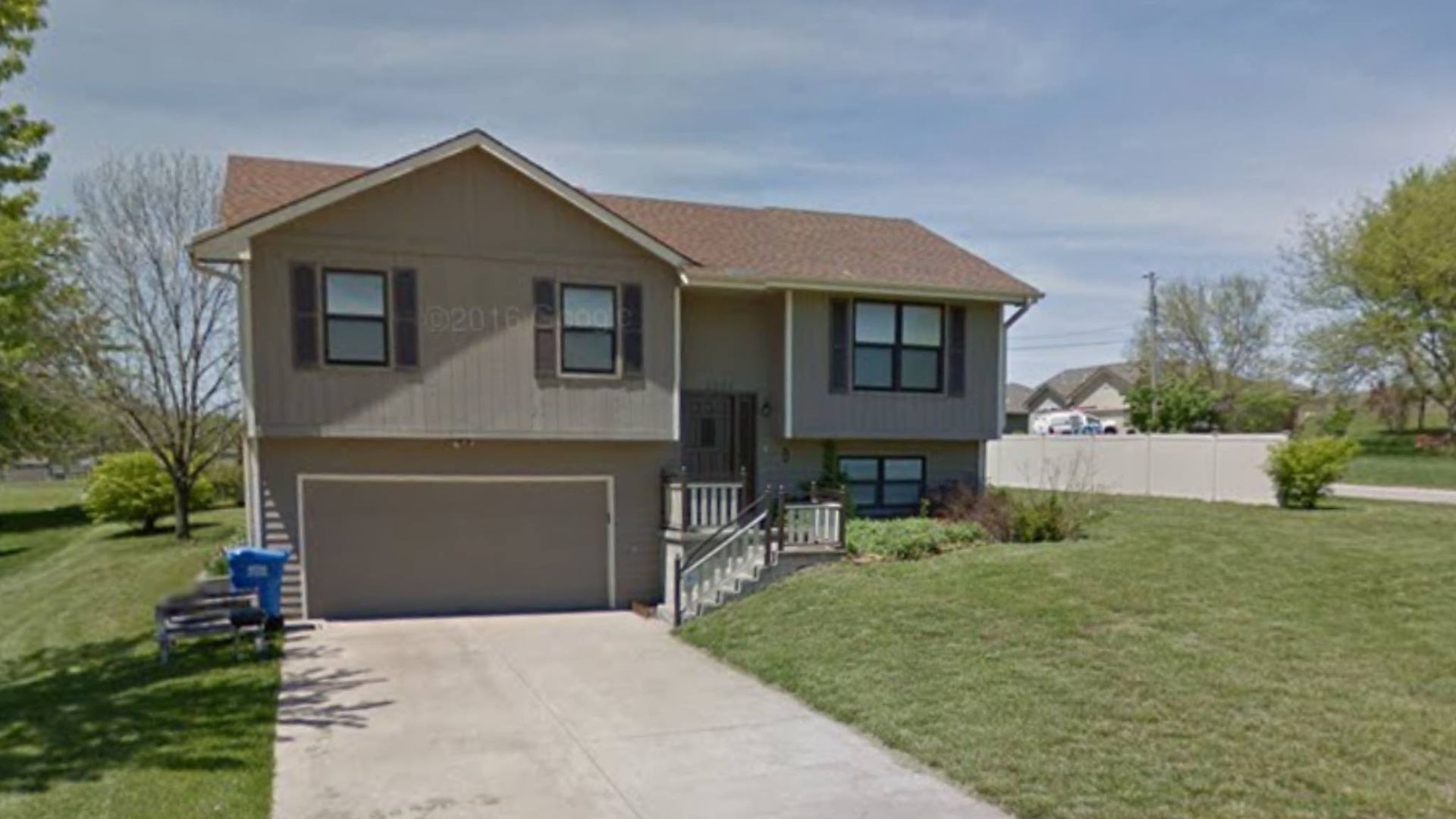 Home Improvement | Arrow Exteriors Inc | Topeka, KS